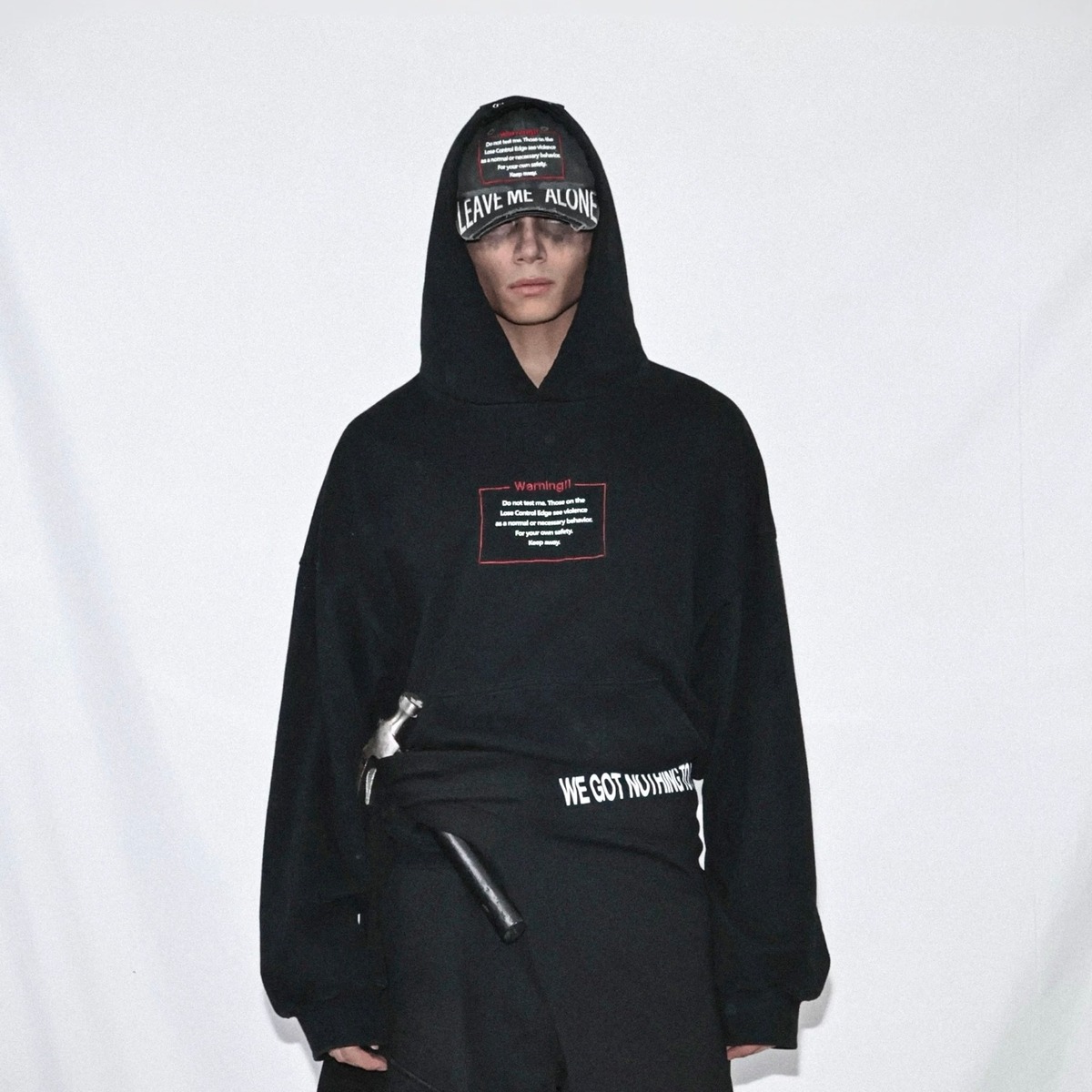 【LoseControlEdge】LEAVE ME ALONE HOODIE | P3398STORE