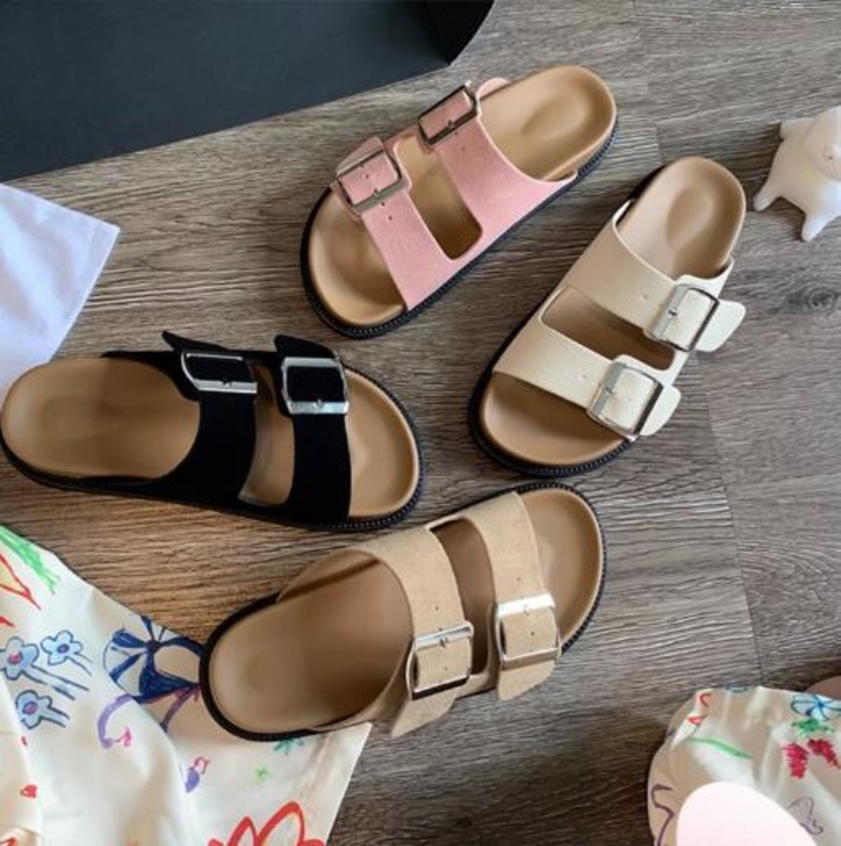 レディース用靴 シューズ サンダル (35-40) | Feminea