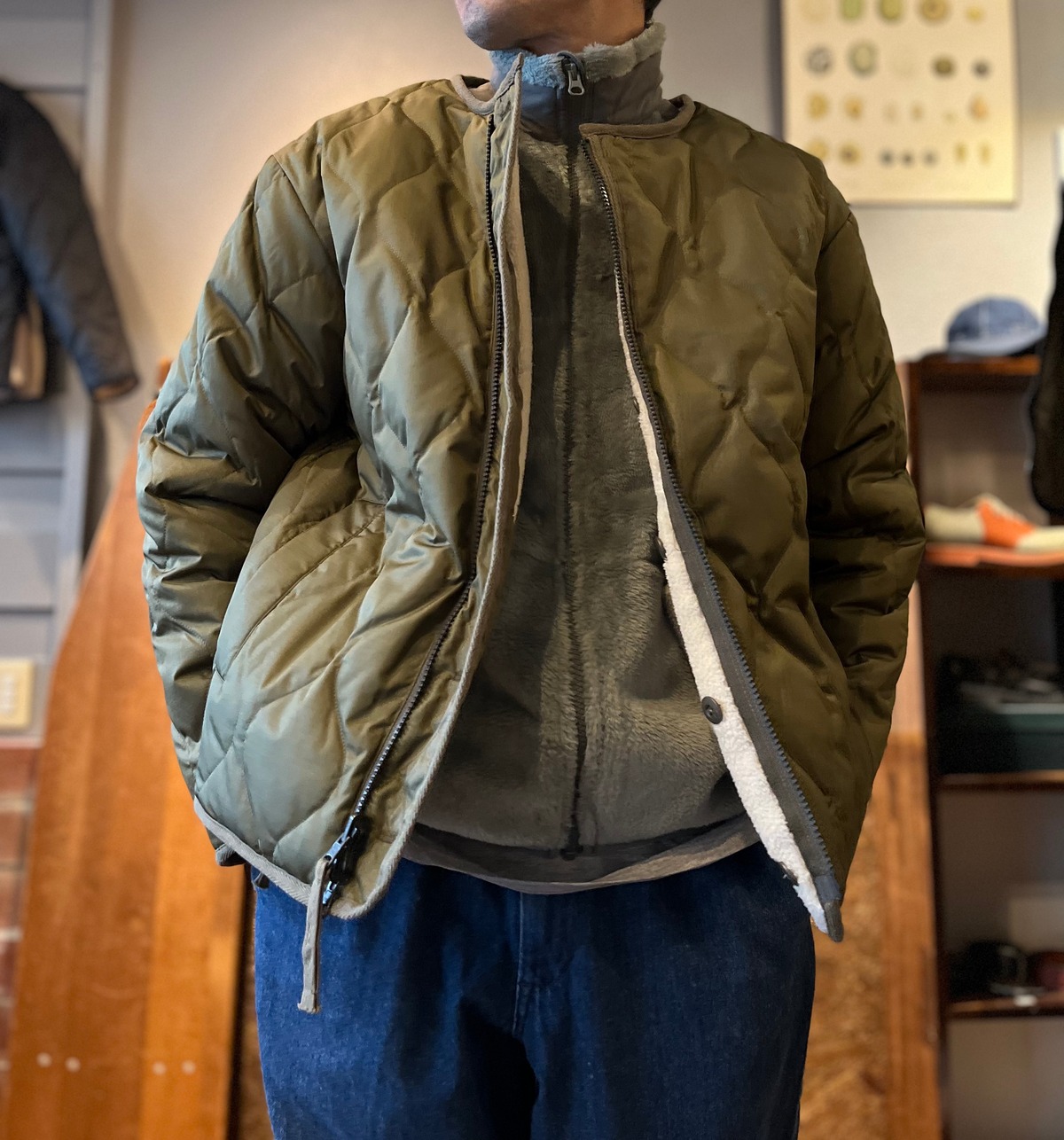 ミリタリーリバーシブルクルーネックダウンジャケット(TAION) | commence