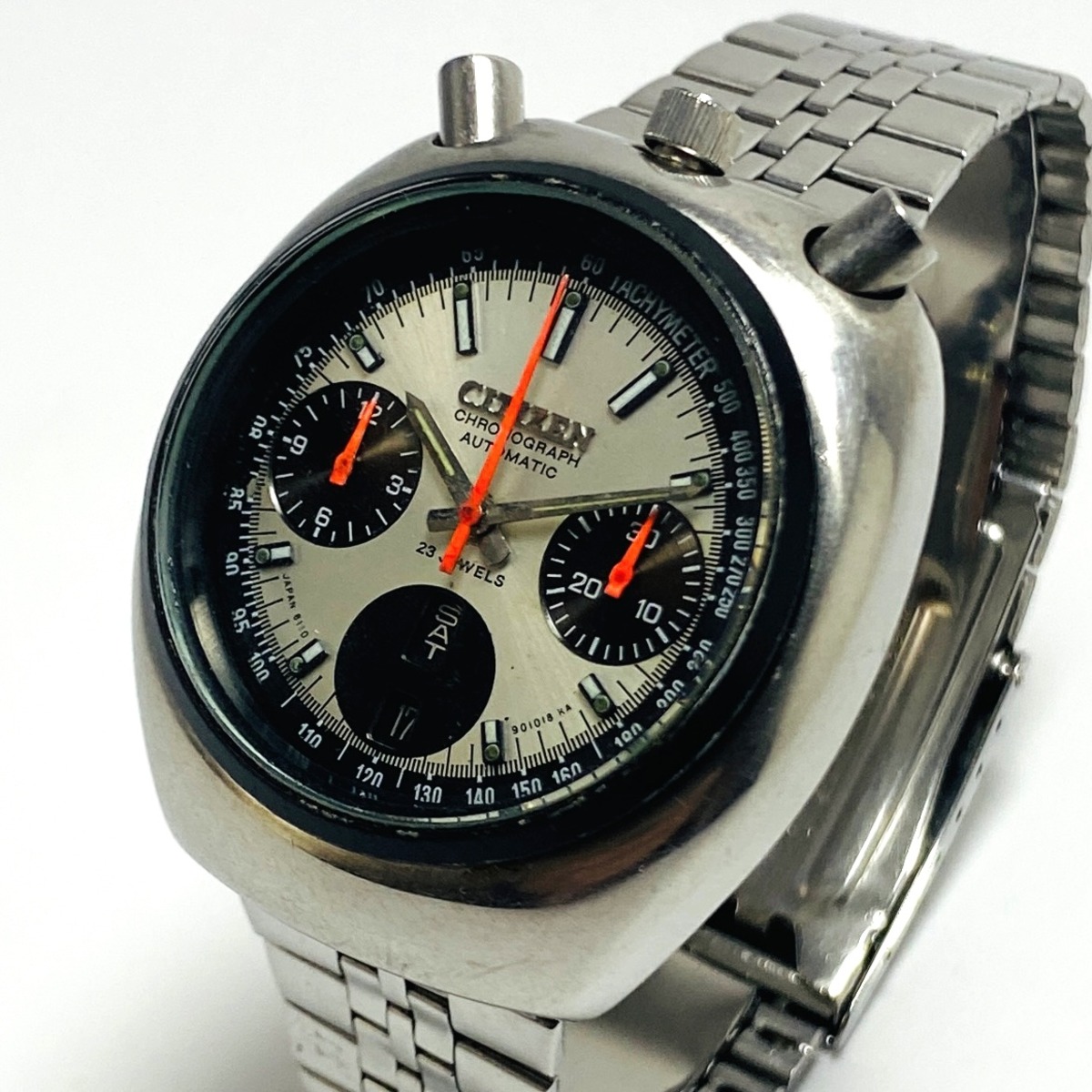 【高級腕時計 シチズン】CITIZEN 8110A 23石クロノグラフ 自動巻 1967年 デイデイト ツノ メンズ レディース アナログ ...