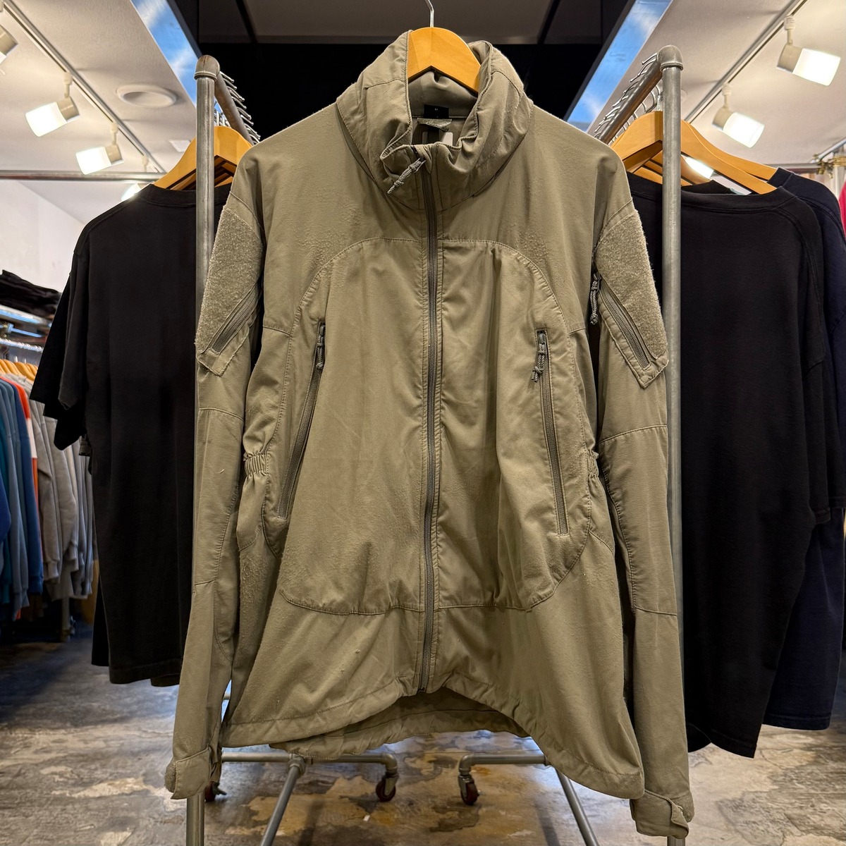 【近代ミリタリー】00's Patagonia Mars Level 5 Softshell Jacket | spike osu