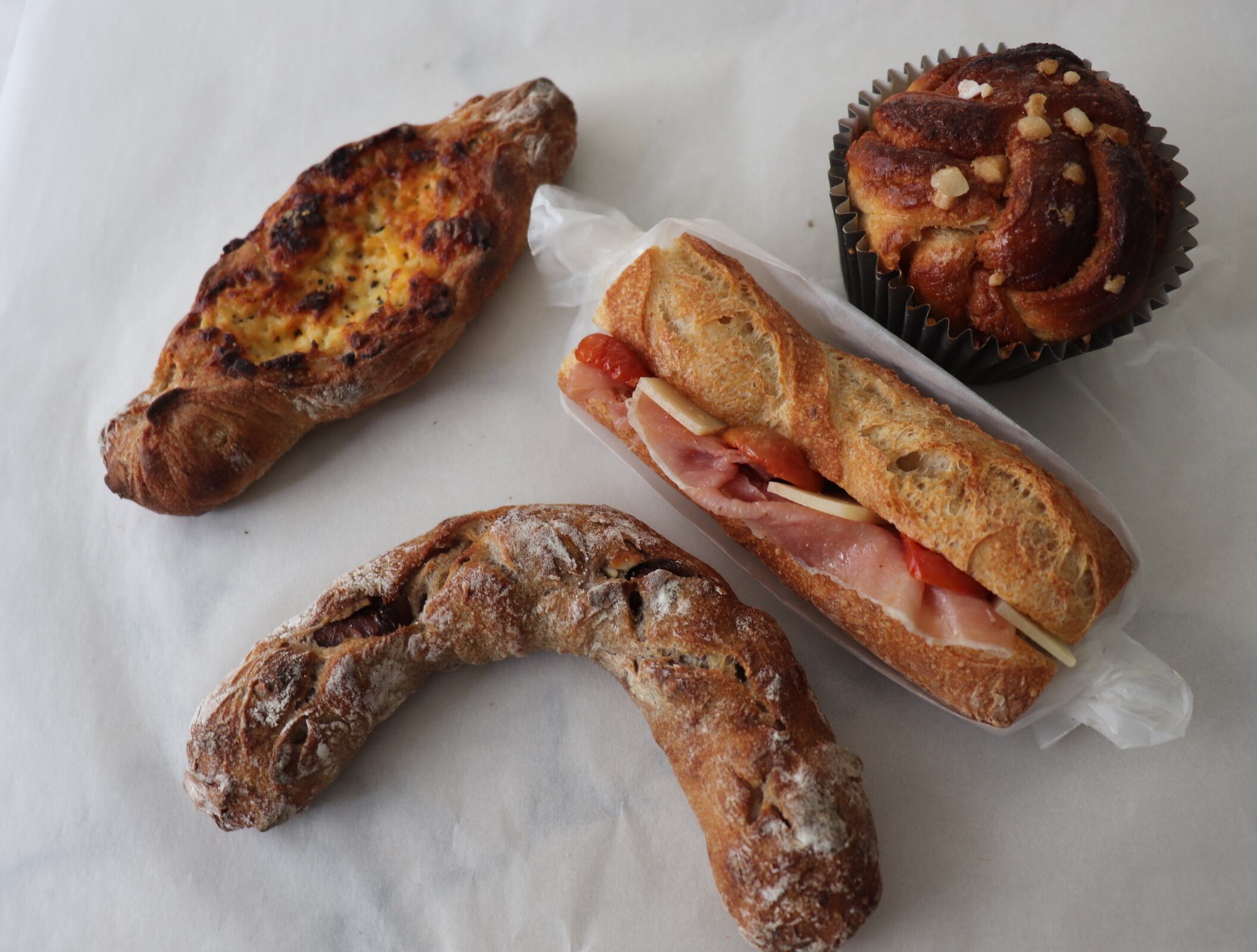 ぜんぶおいしい。今日のパンおまかせ便 | CONCENT MARKET