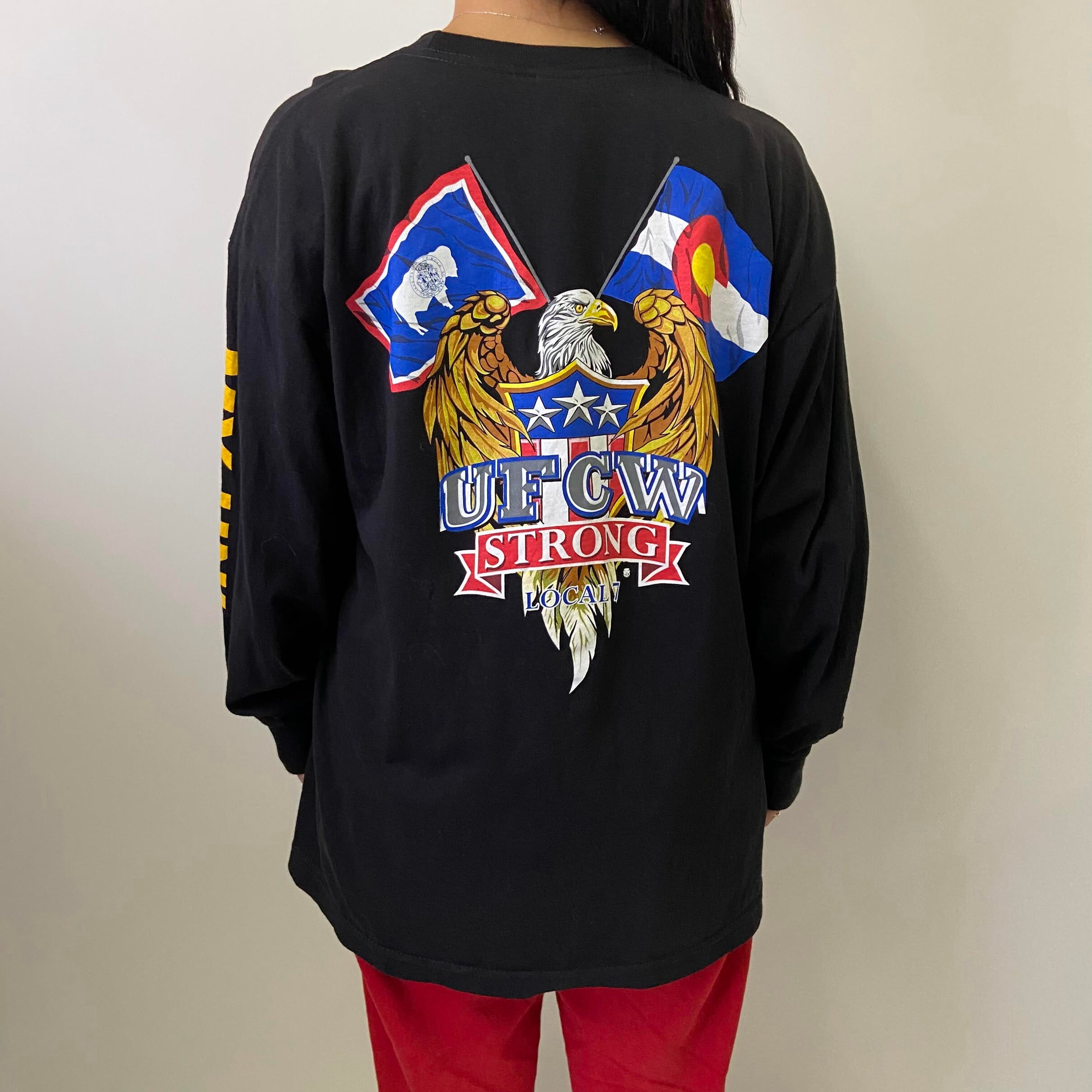 USA製 UFCW 胸ロゴ バックプリント 袖プリ ロングTシャツ メンズL 古着 ブラック 黒 ロンT 長袖Tシャツ 【ロングTシャツ ...