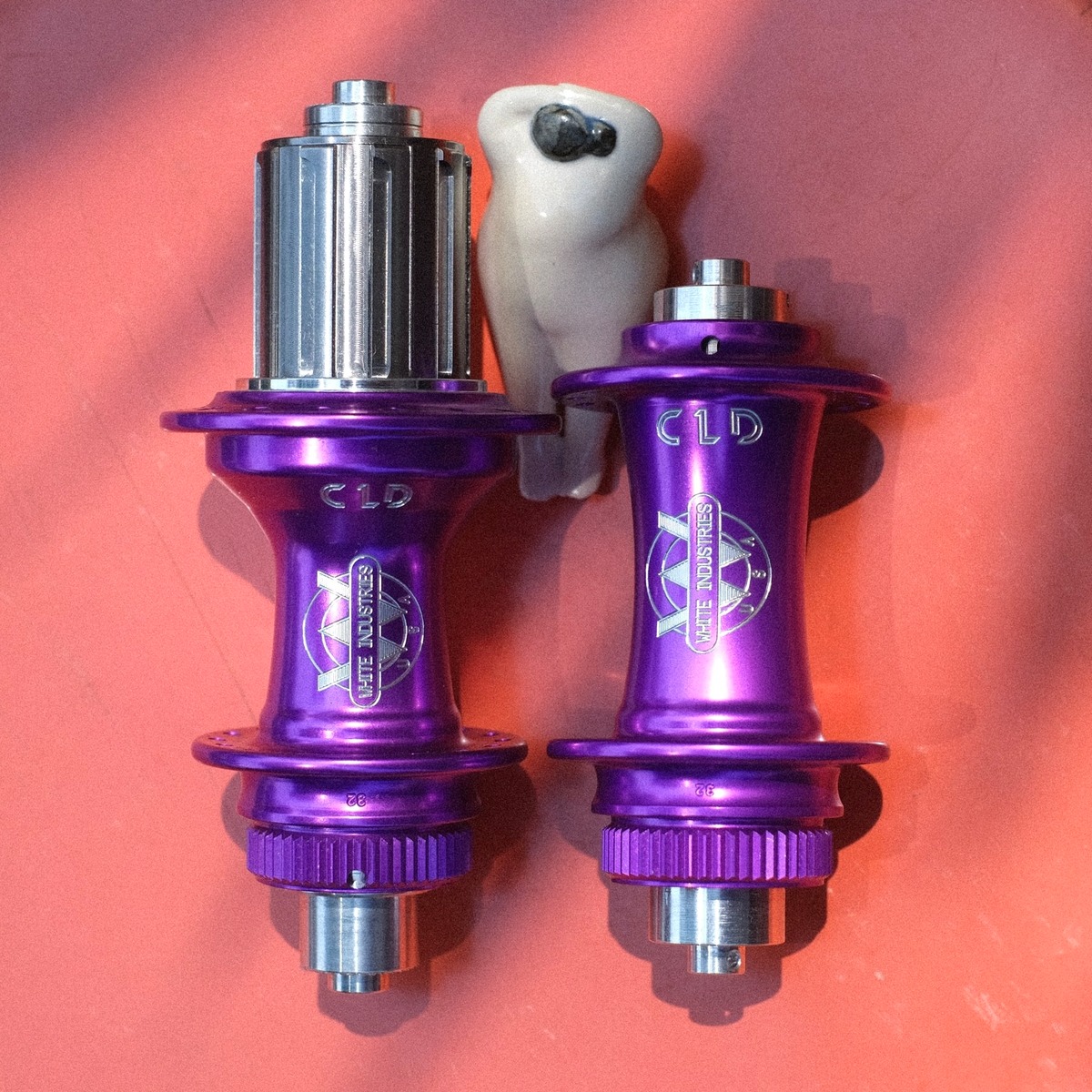 【WHITE INDUSTRIES】CLD HUB FRONT&REAR SET (PURPLE/QR*100mm/QR*135mm/DISC ...