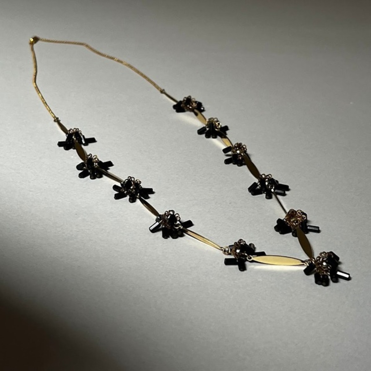 ロング ステーション ブラックビーズ ネックレス《N-0084》 | ModernLoop ユーズドアクセサリー専門店