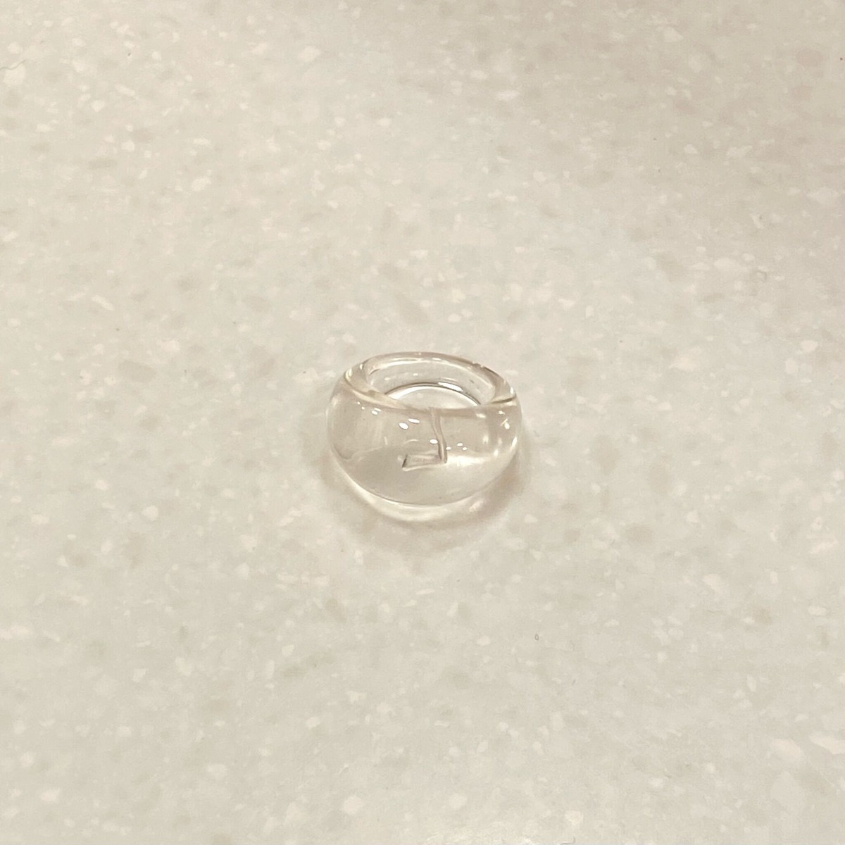 R011 clear plump ring | mia minne