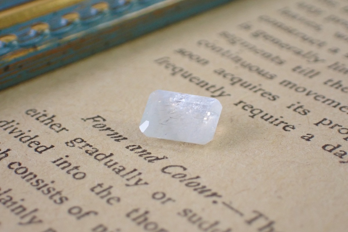 シルキーアクアマリン 0.79ct [C6‐273] | differencee(ディファレンシー)