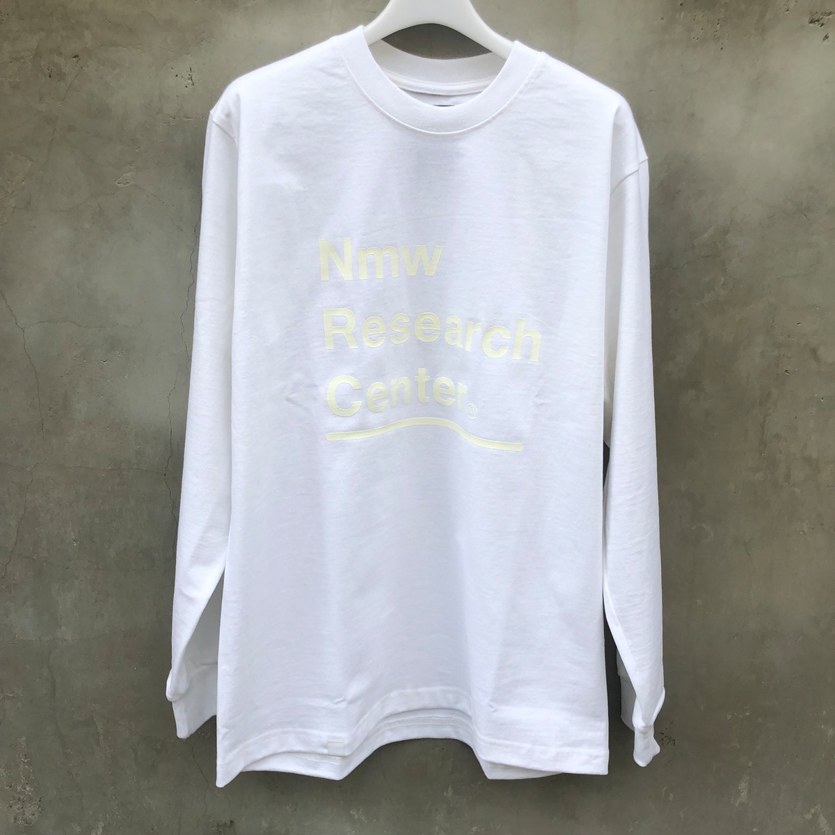 NEON SIGN "Nmw.R.C. electric l/s wh T-shirts PRTG" | circus