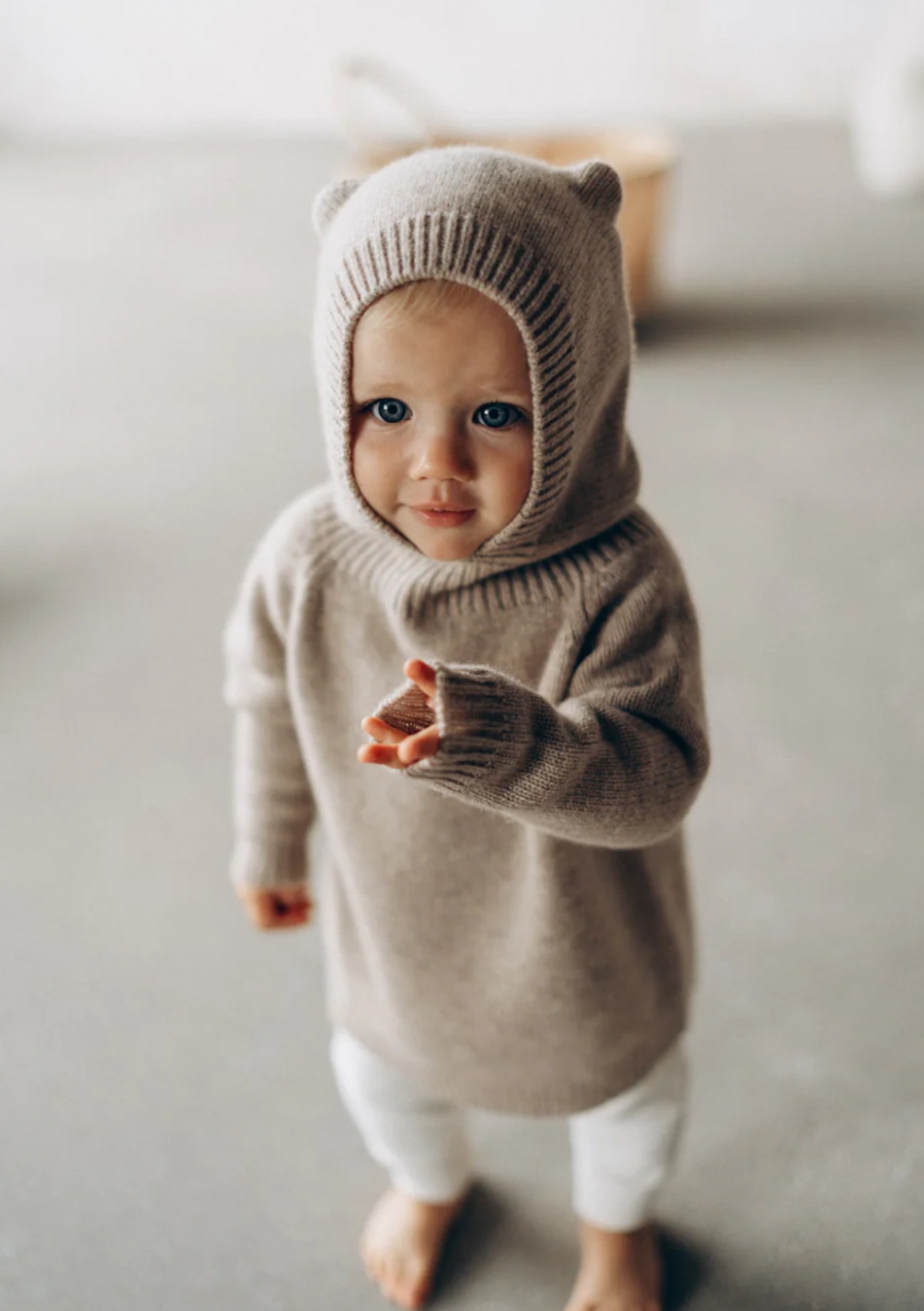 White almond cashmere cat hoodie(bambolina) | CALLOW (ナチュラルで可愛い子供服と雑貨)