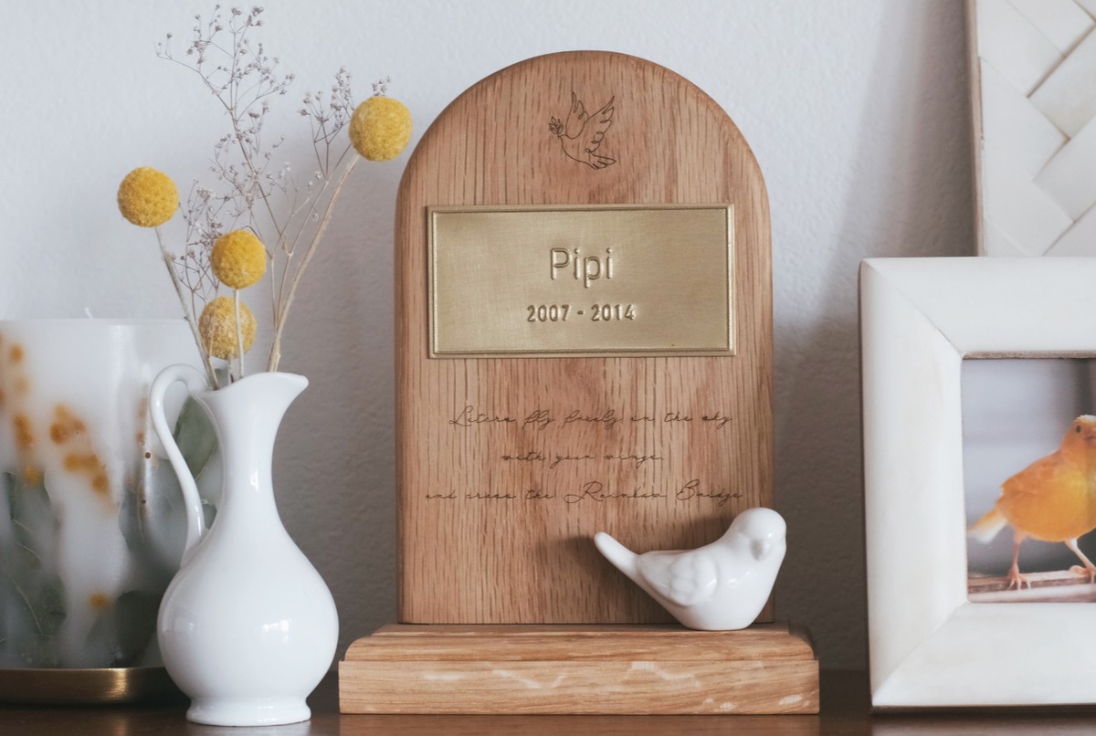 Wood and Brass Grave Monument - White Oak | memento
