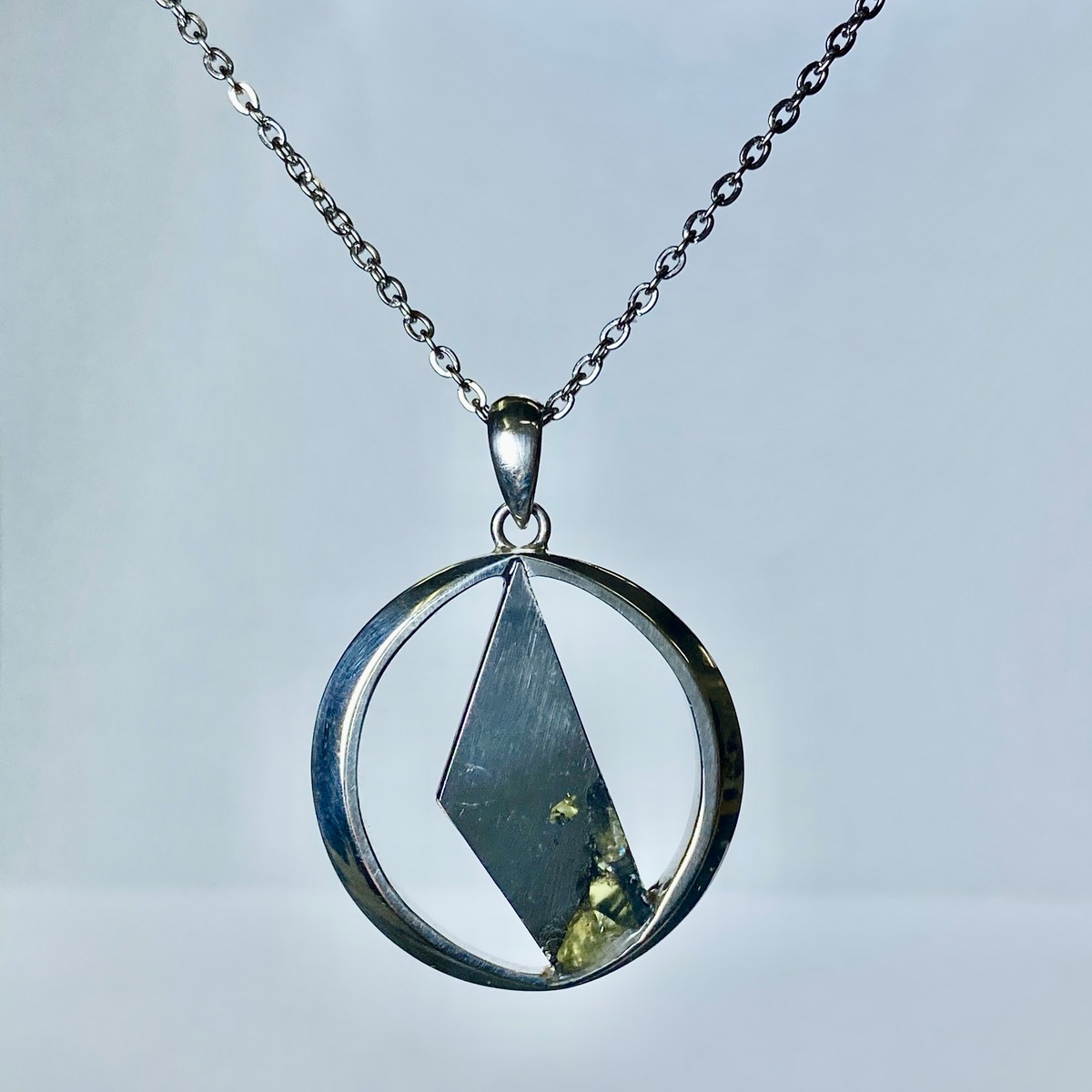 エスケル隕石 Esquel Meteorite 24051731 | 【隕石屋】METEOS（メテオス）