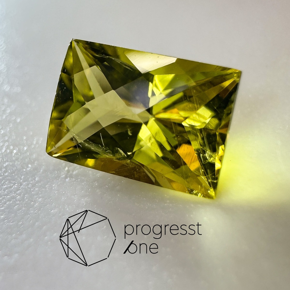 カナリートルマリン0.98ct | progresstone