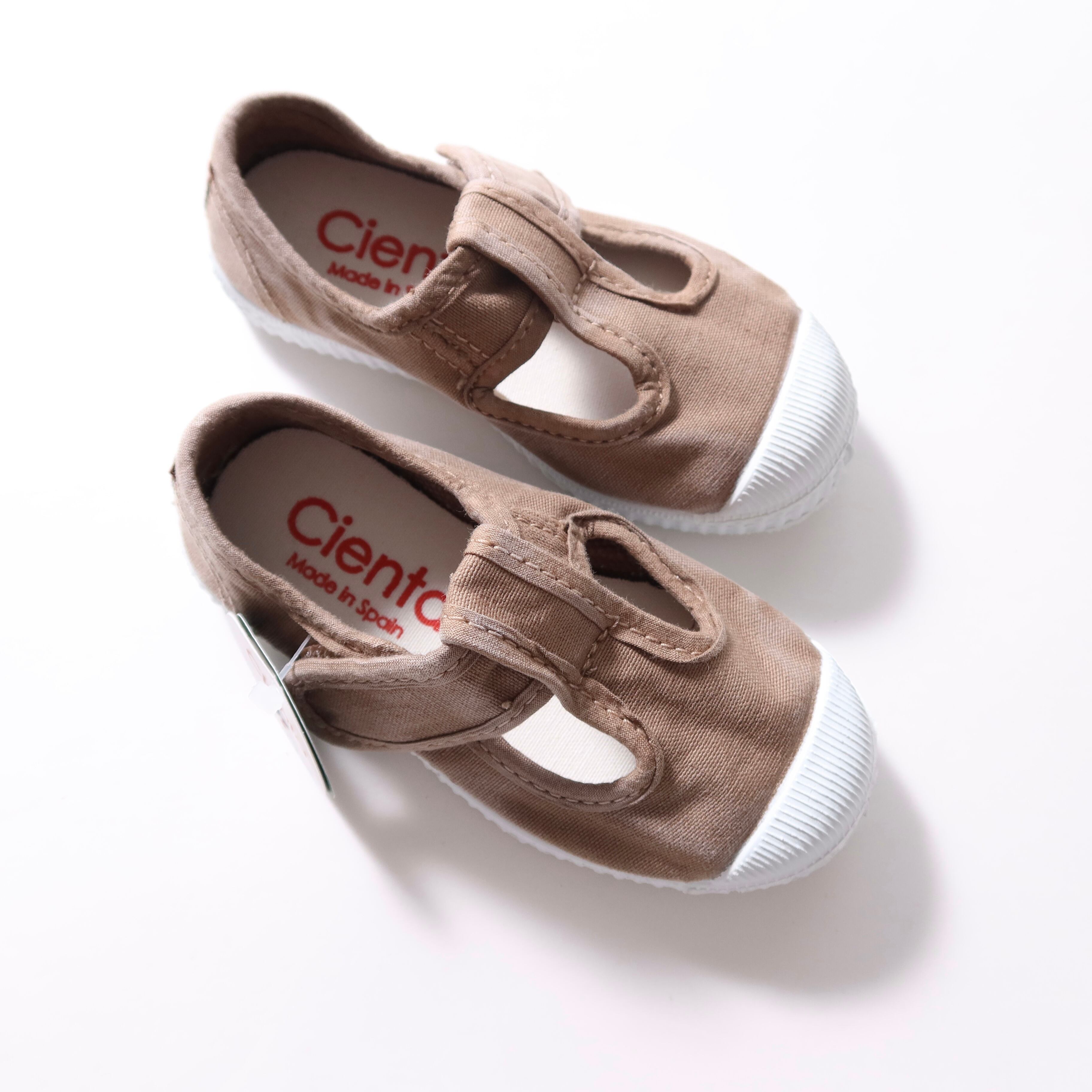 Cienta ムラ染め Tストラップシューズ | 韓国子供服 Bisque -びすく-
