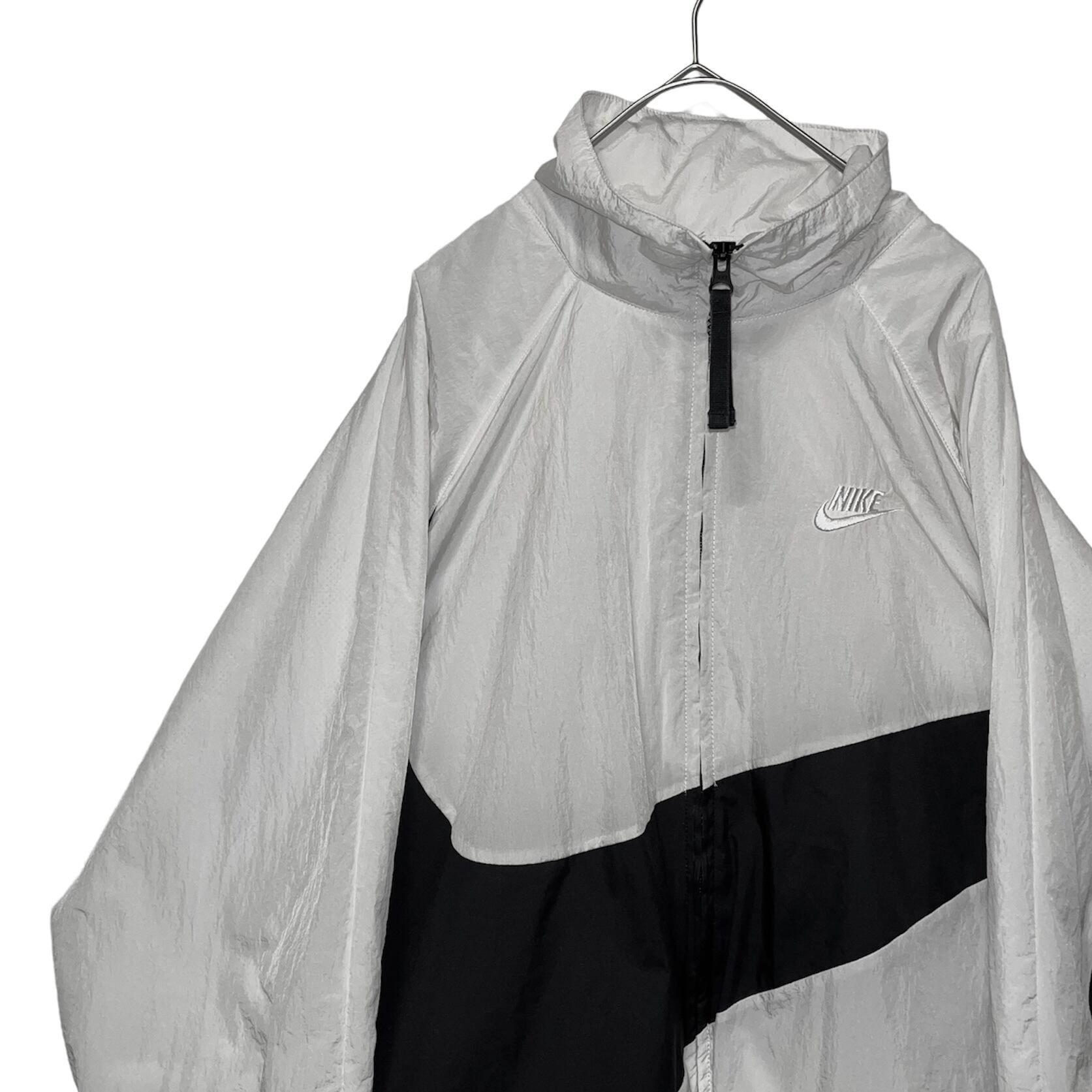 NIKE white nylon big swoosh jacket | 古着屋YaMA
