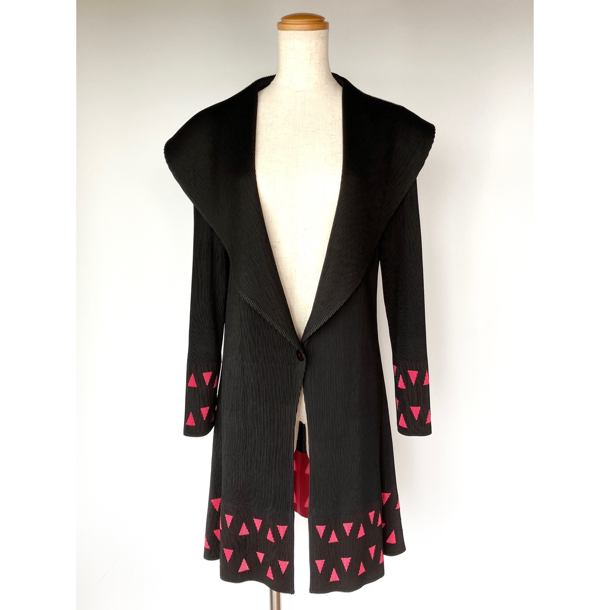 pleats triangle jacket | Physical Store - Planet Baby