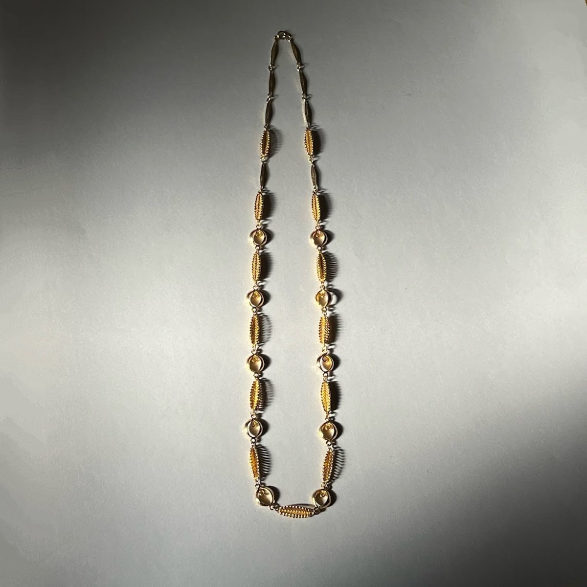 ロング ボタニカル モチーフ ネックレス 《N-0005》 | ModernLoop ユーズドアクセサリー専門店