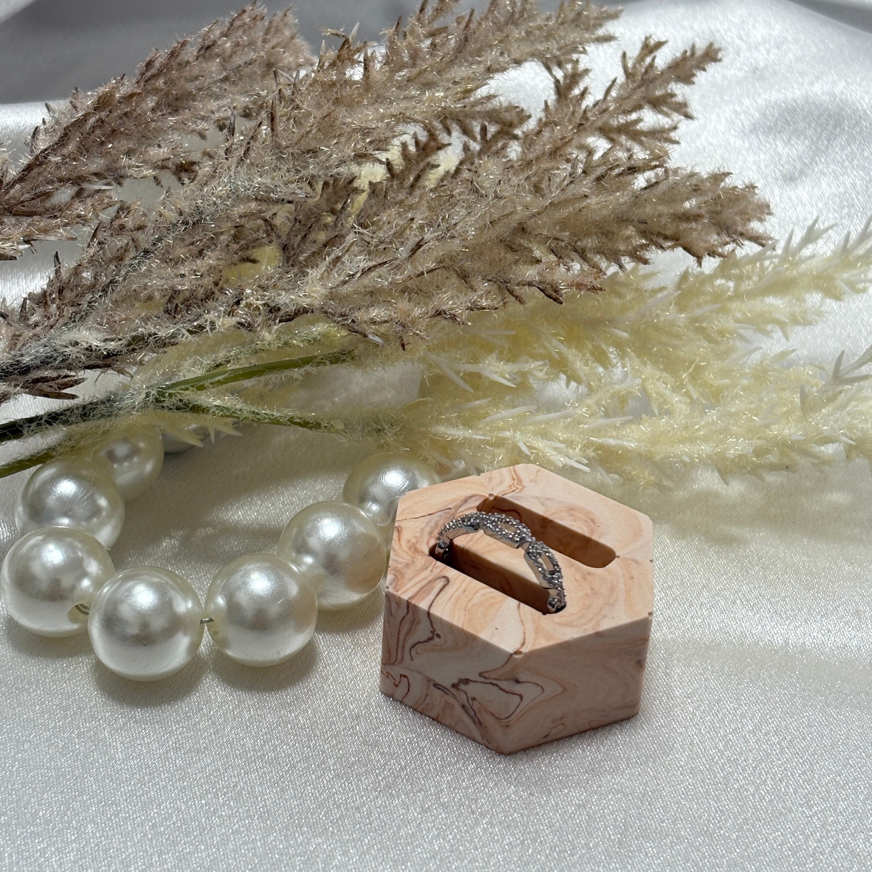 No.56【ring stand×jesmonite】 | Pay ID