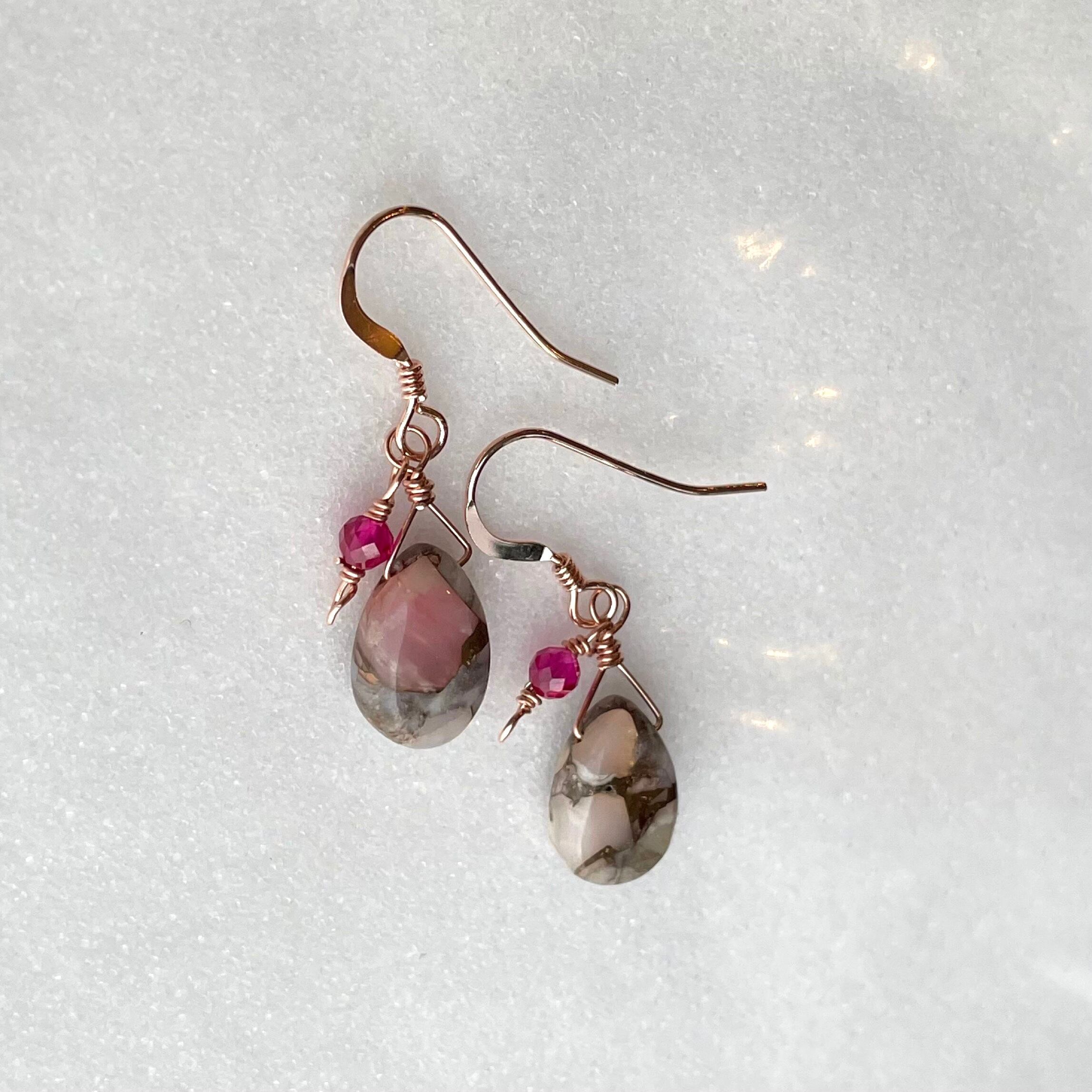 14kgfピンクゴールド 天然石 コッパーピンクオパール×ルビー | Akri〜アークリィ〜ハンドメイドアクセサリー