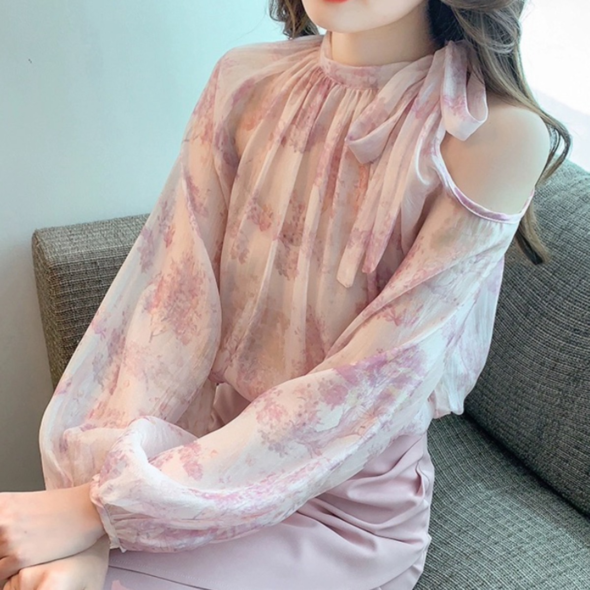 花柄ワンショルダーブラウス A00220 | SproutStyle