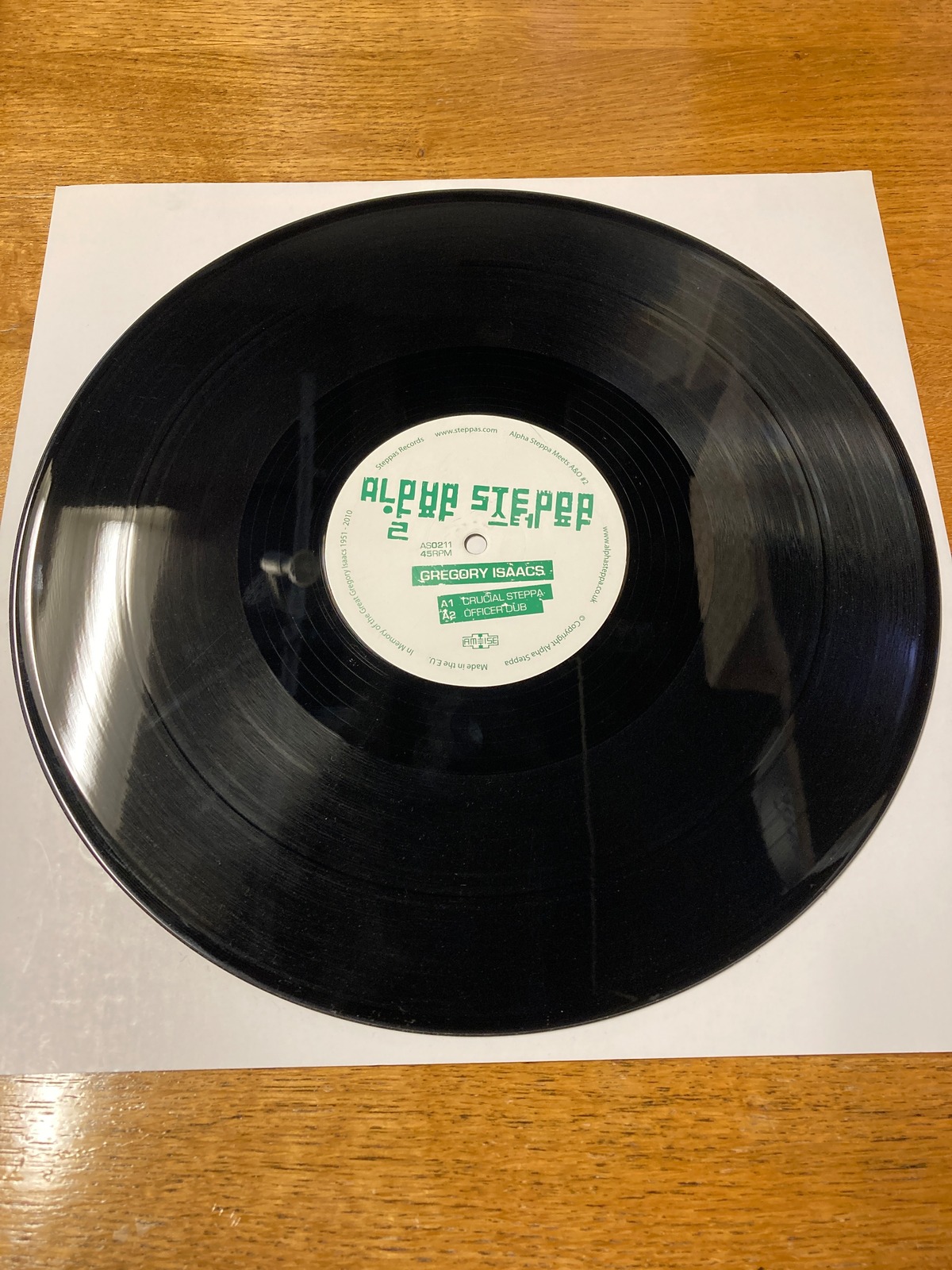 Gregory Isaacs/Crucial Steppa | ミソベースレコード