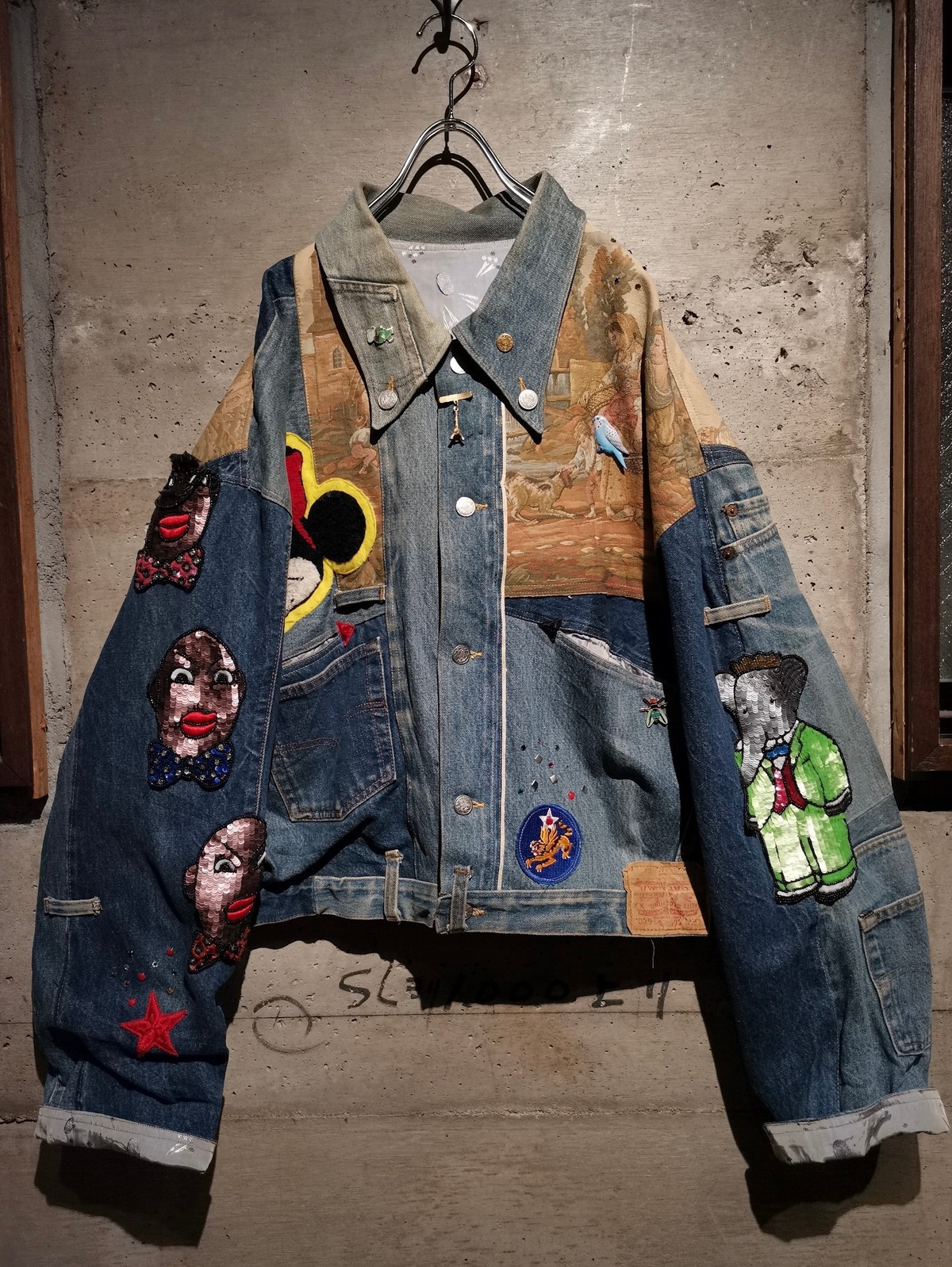 【Caka】"Switching×Patch×Pins×Spangle" Vintage Various Custom Loose Denim ...