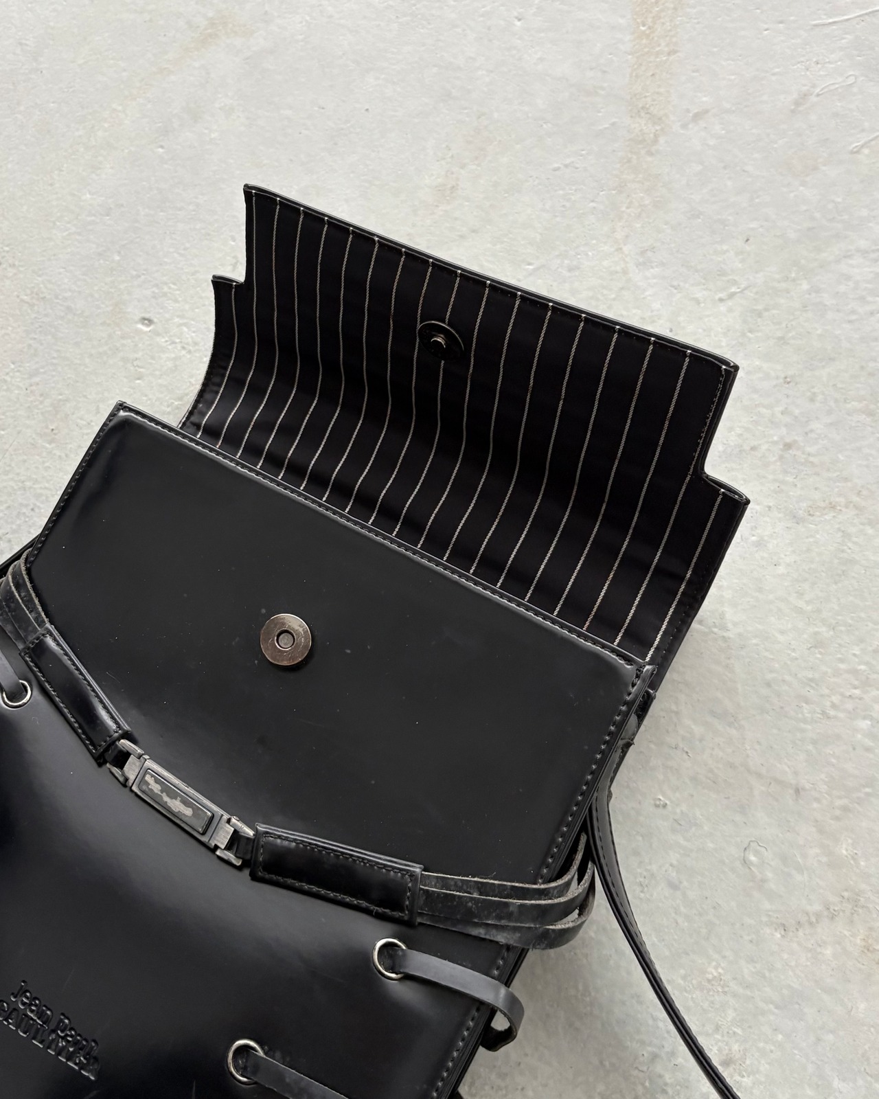 S/S2004 jean Paul Gaultier - Buckle strap bag | lev.market