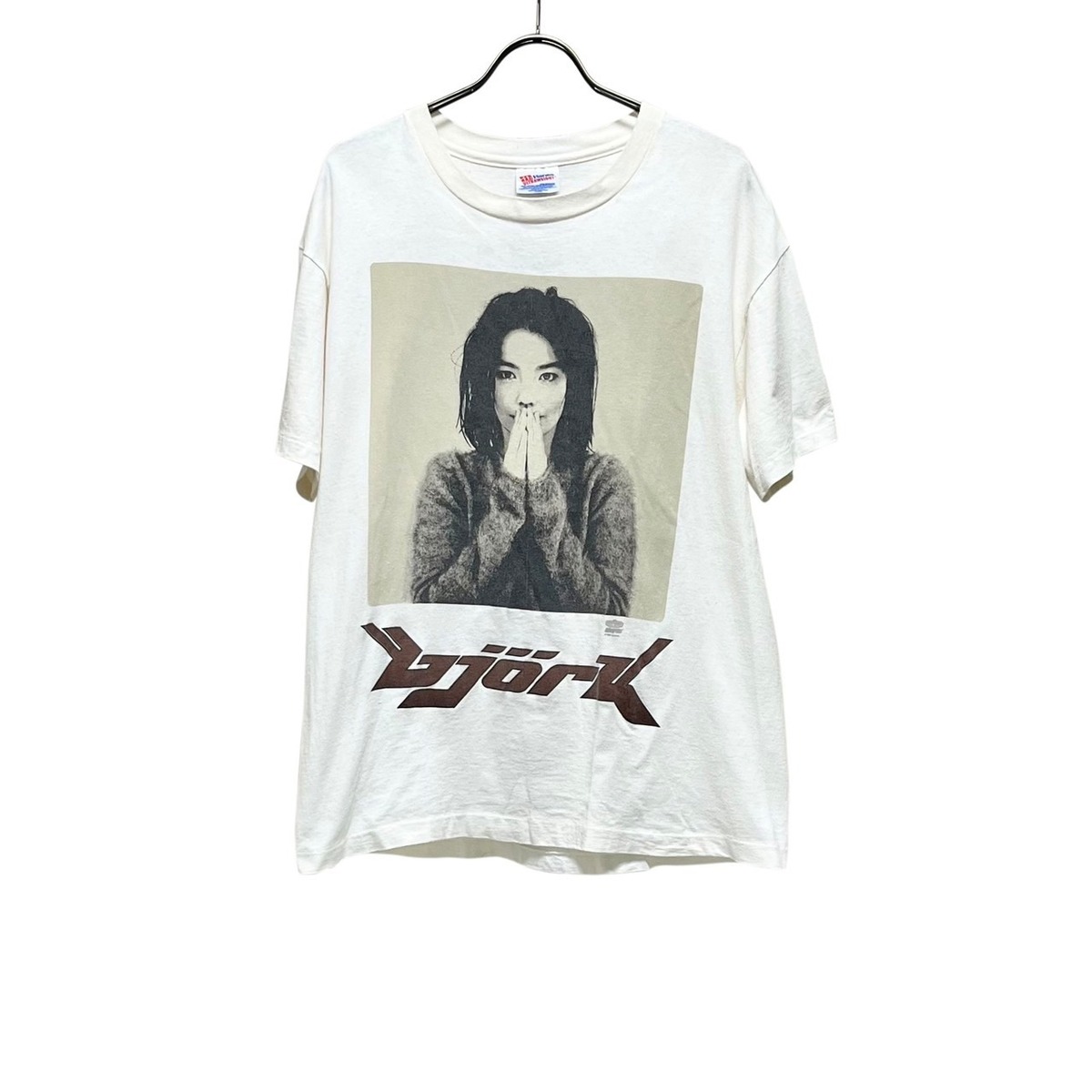 vintage 1993’s BJORK music tee “Debut” | NOIR ONLINE