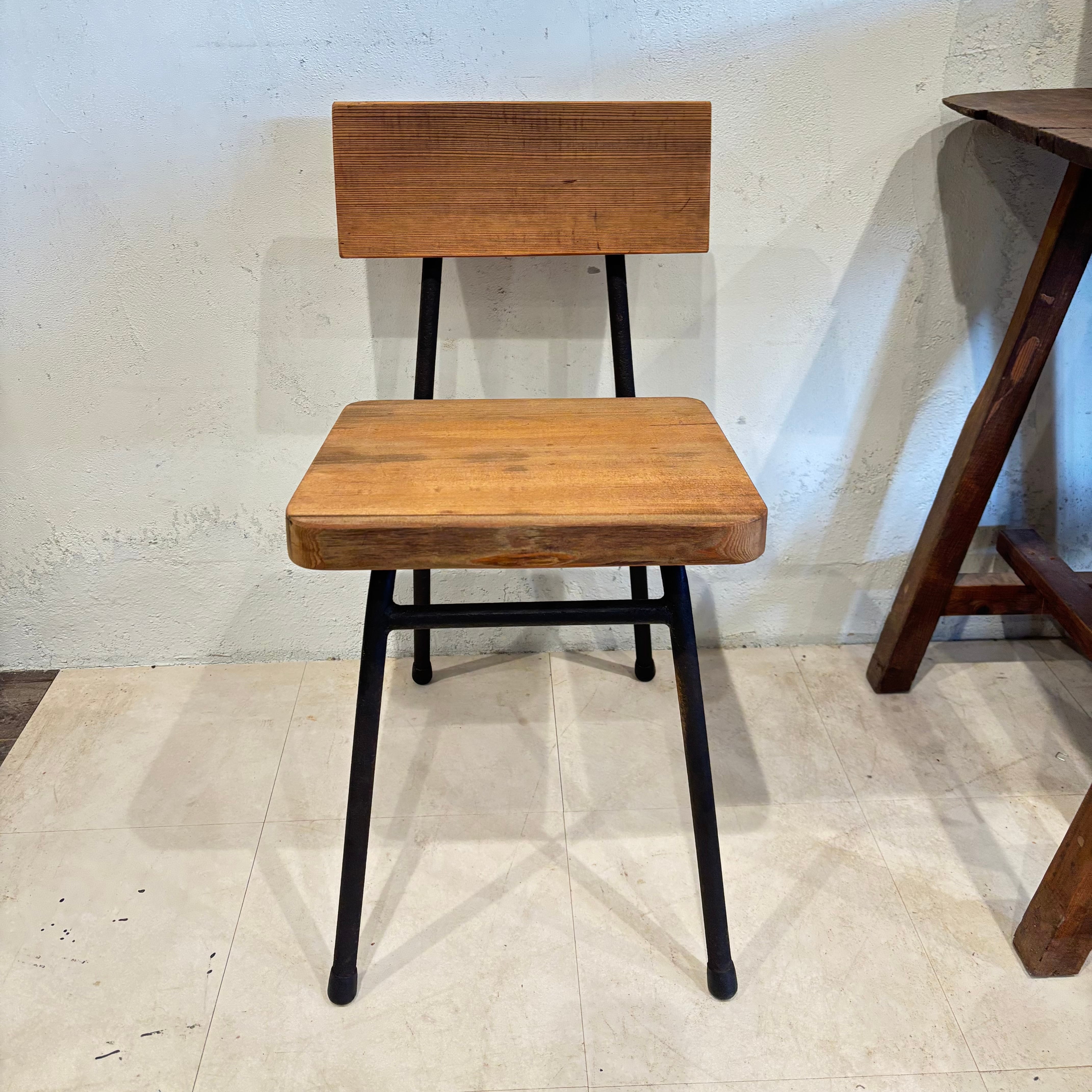 アイアン脚チェア a | くらしの道具屋 TUKURITE