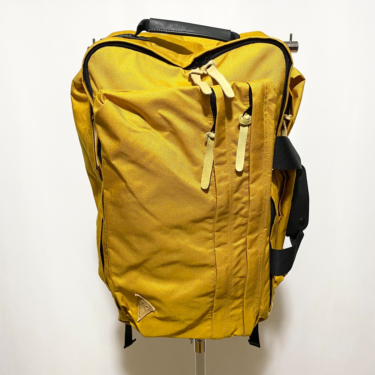 Datum Retronos 2Way Brief Backpack Yellow Made in USA | IDLS Online