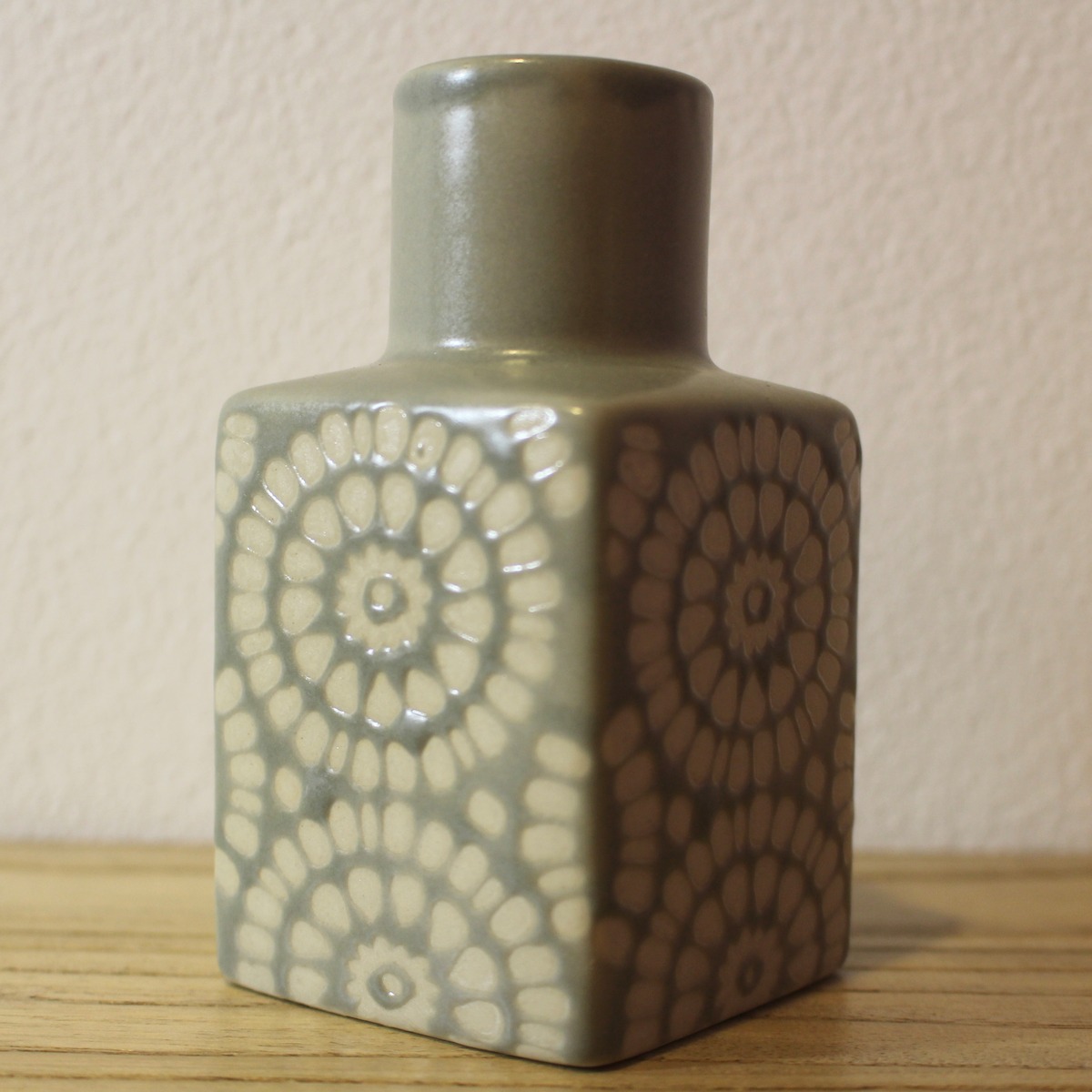 ハンドメイド風フラワーベース gray | comaco&variety