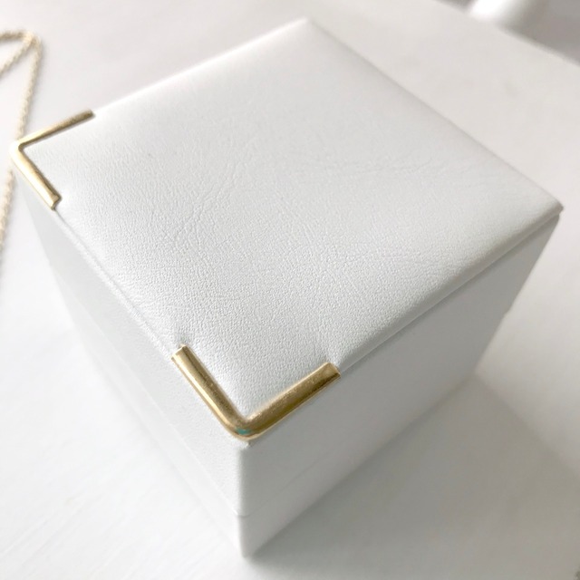 K18 hoop leaf ナナメポストピアス | TORICO