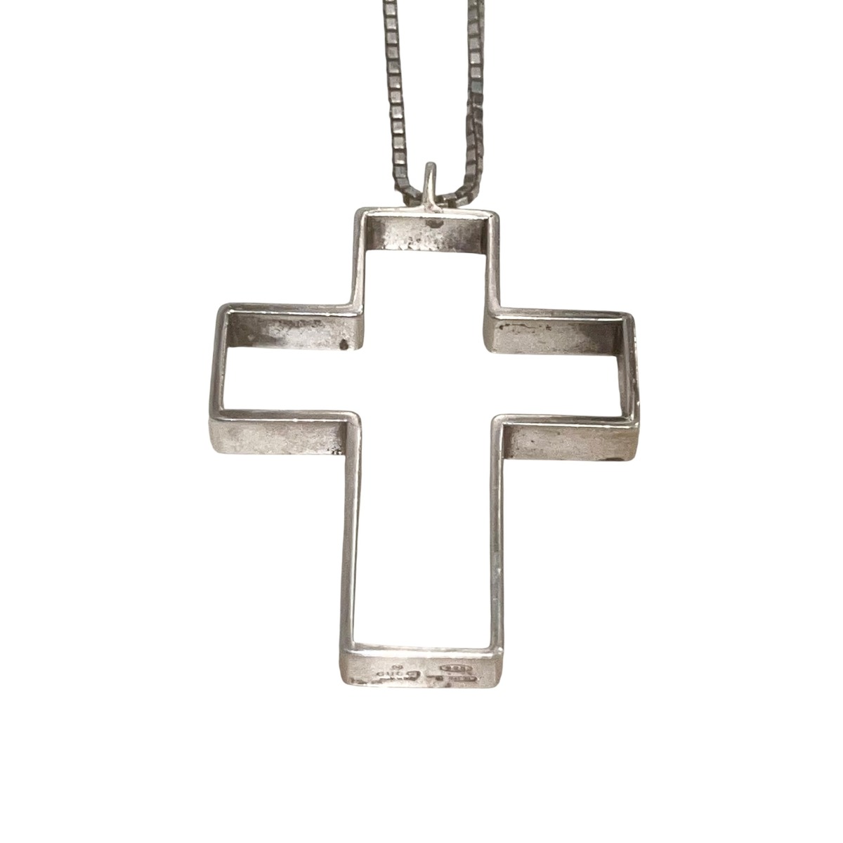 GUCCI silver open cross necklace | NOIR ONLINE