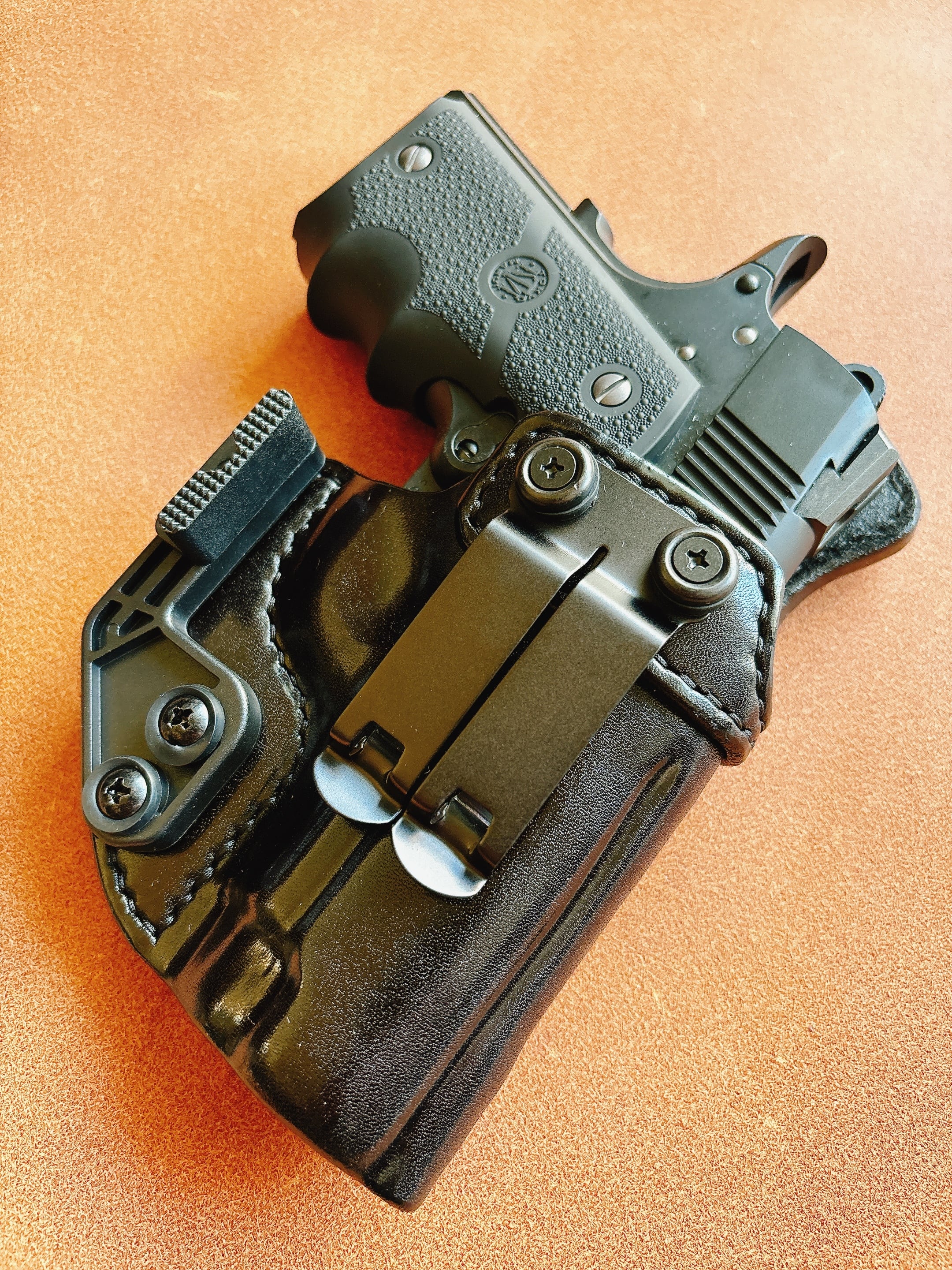 V10 Ultra Compact Appendix Carry holster | 黒沼興業