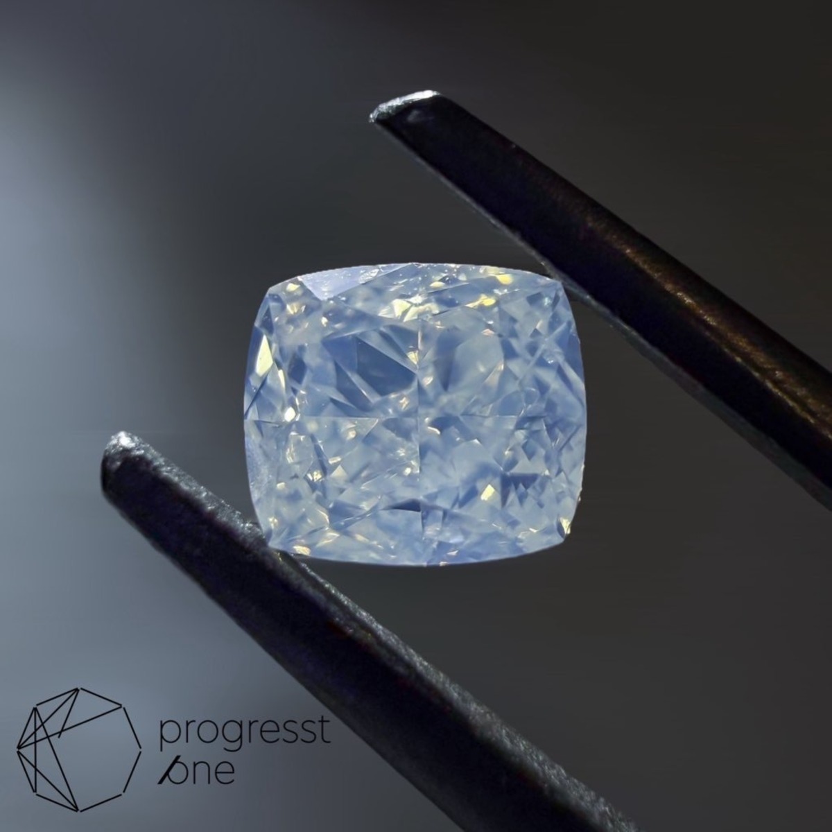 ファンシーホワイトダイヤモンド0.33ct鑑付 | progresstone