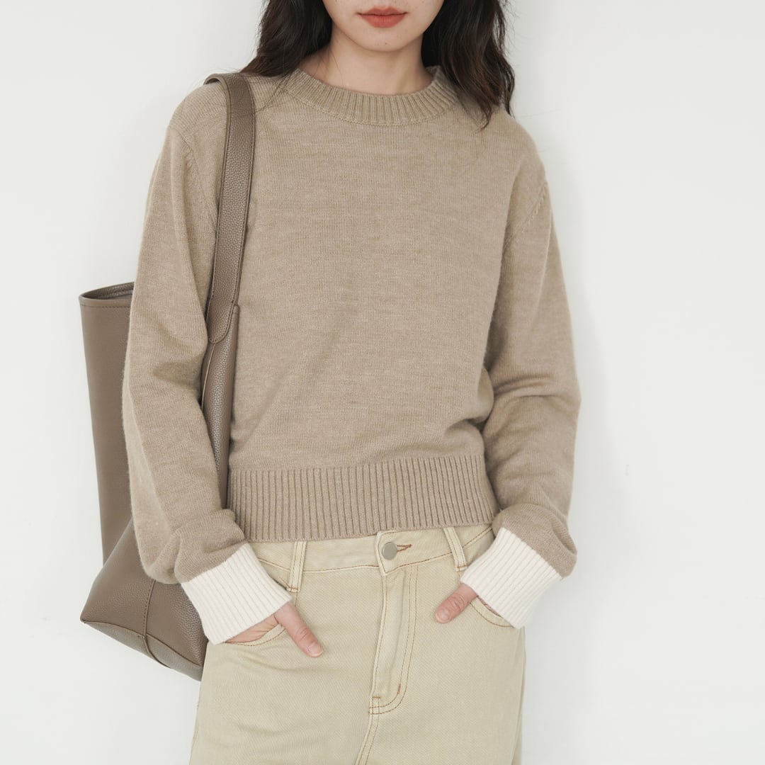 oatmeal colored crew neck sweater | Pay ID
