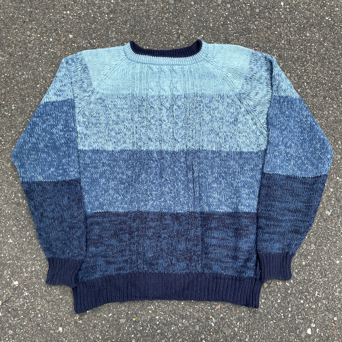 GRAPHIX - Sweater XL size | 鼎埜商店
