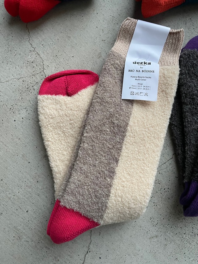 Decka × BRU NA BOINNE / Alpaca Boucle Socks | Multi Color | distrad
