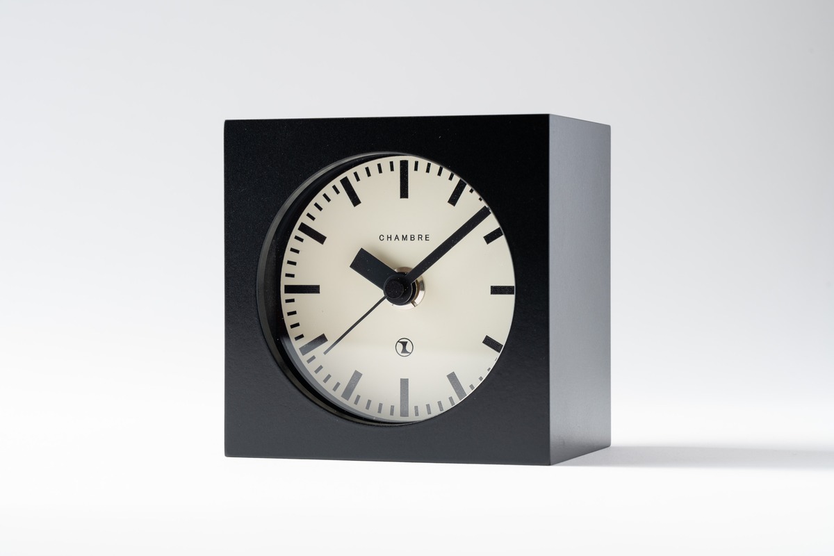 BLOCK DESK CLOCK BLACK | シャンブル【CHAMBRE】byインターゼロ