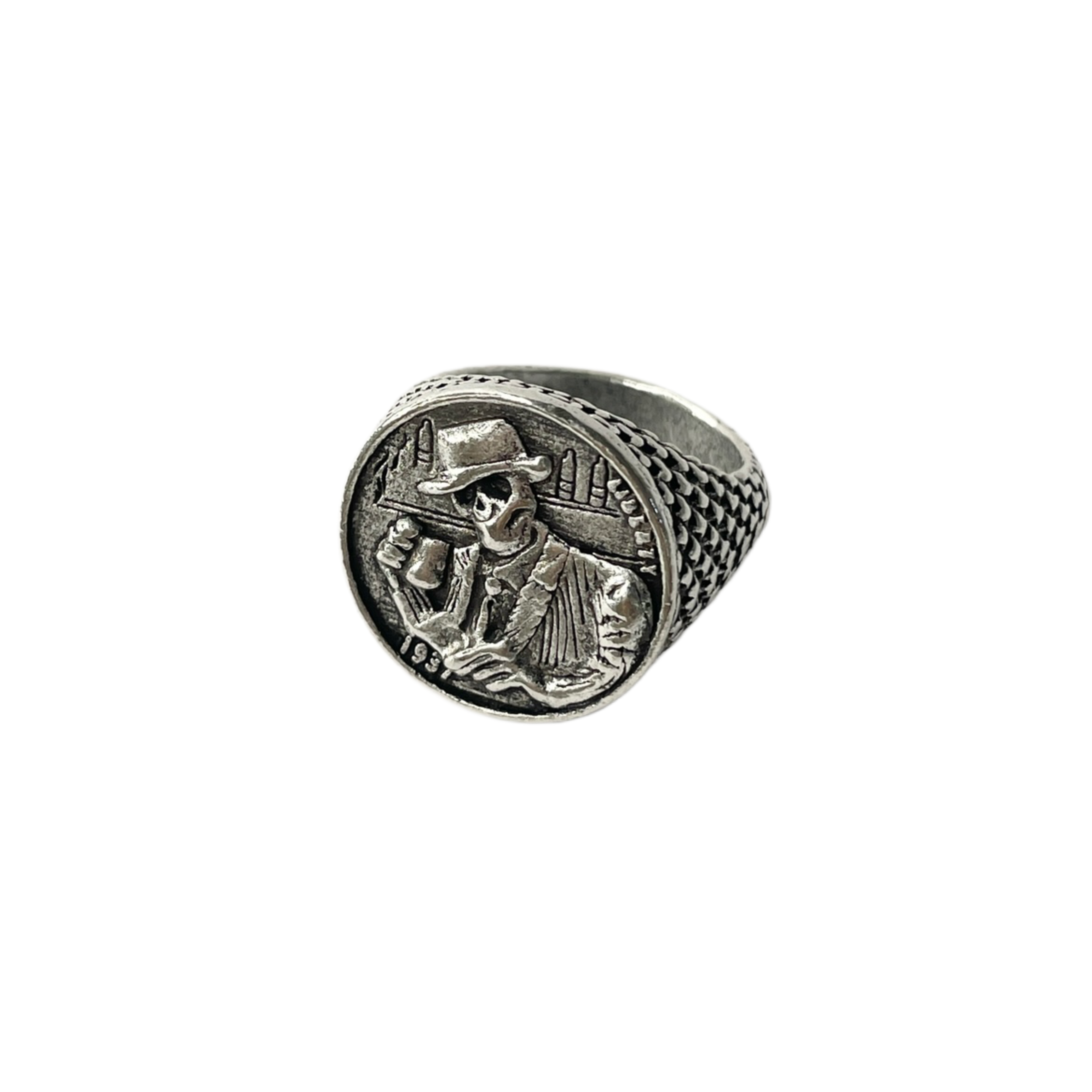 horror man ring | minuet