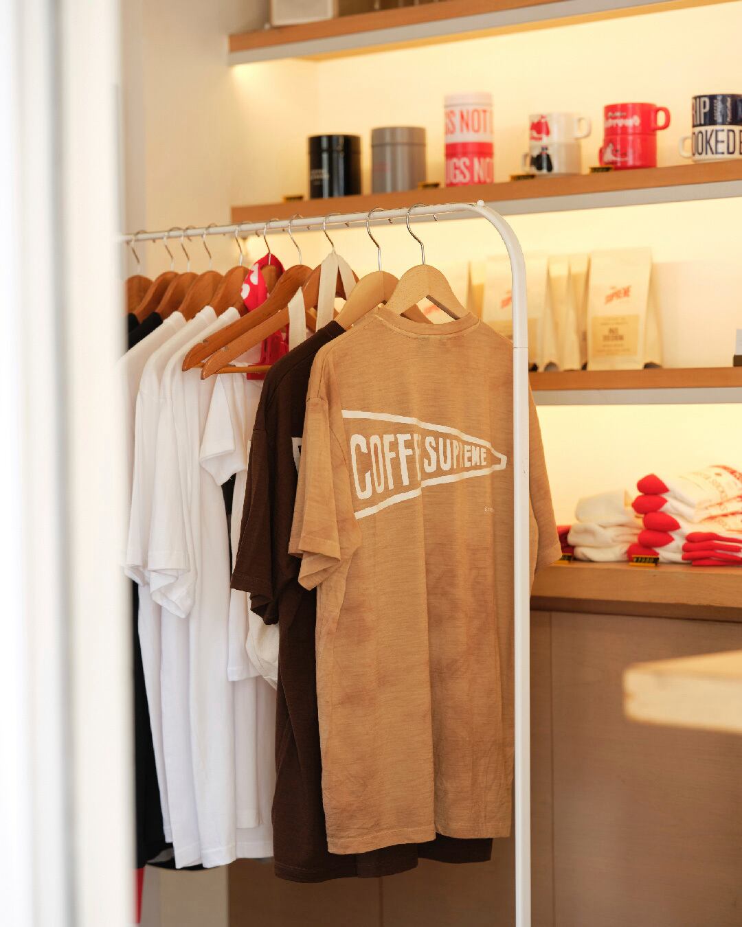 icebreaker x Coffee Supreme Japan メリノウール/NAUGHTY MILK＜オンライン限定＞ | Coffee ...