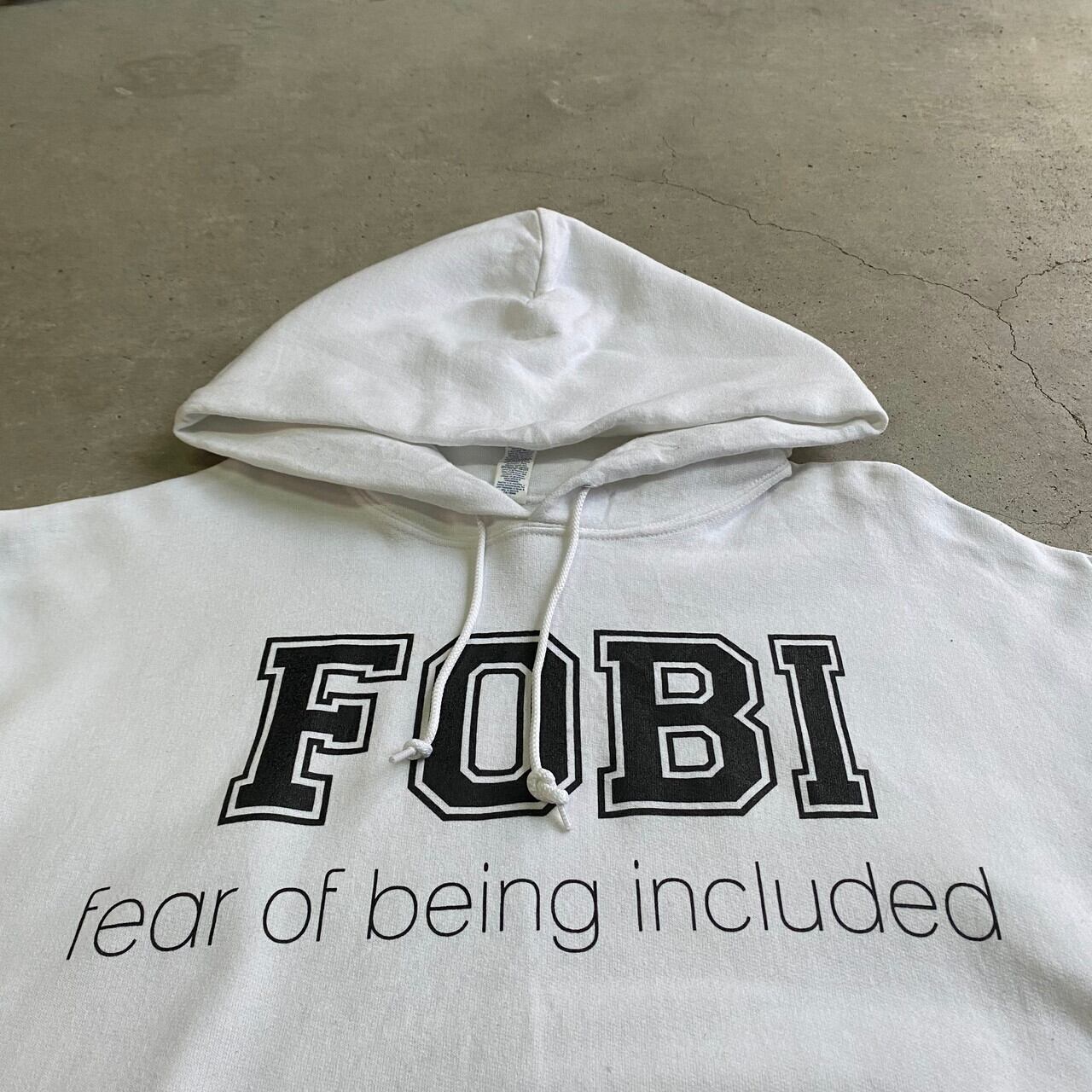 fobi fear of being included ロゴ プリント スウェット パーカー メンズL 古着 トレーナー フロントプリント ...