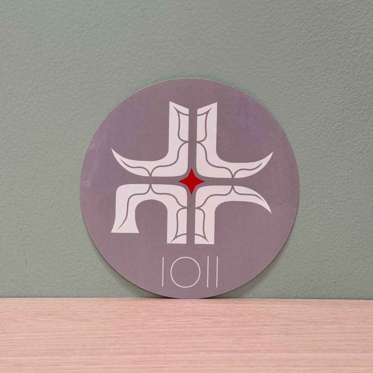 【IOll】防水ステッカー | アイヌモシリ オンラインショップ