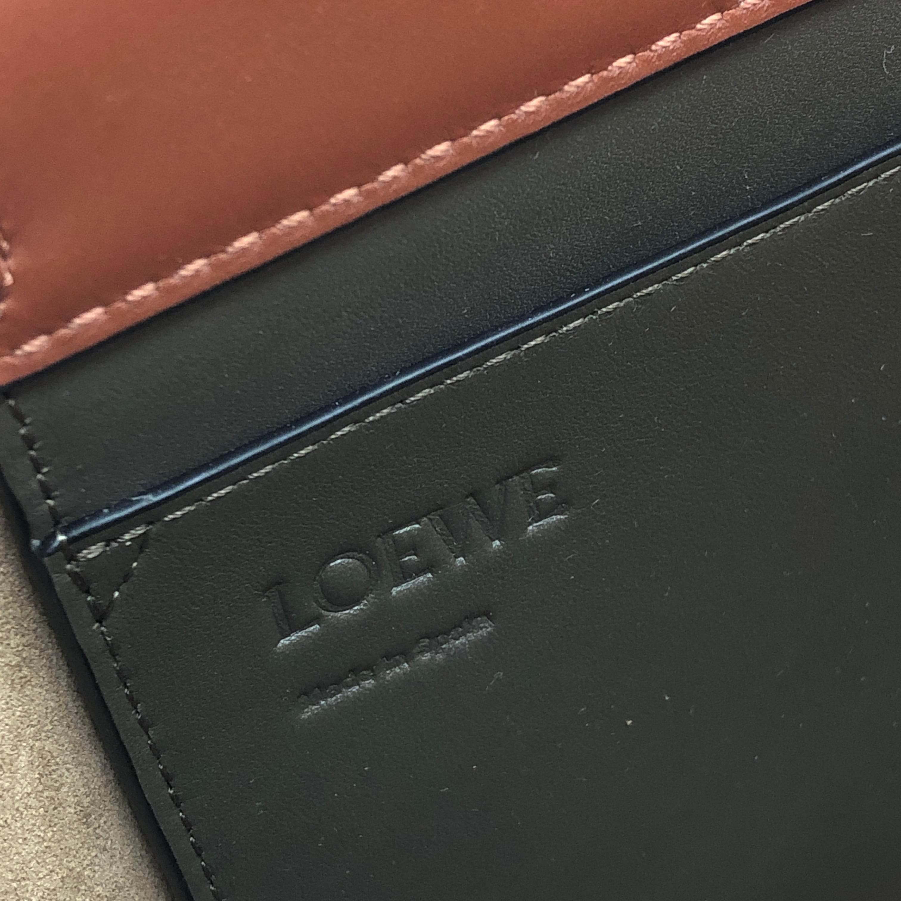 LOEWE ロエベ トートバッグ ハンドバッグ ミニ LAZO ラゾ リボン LOEWE ロエベ トートバッグ ハンドバッグ ミニ LAZO ラゾ リボン