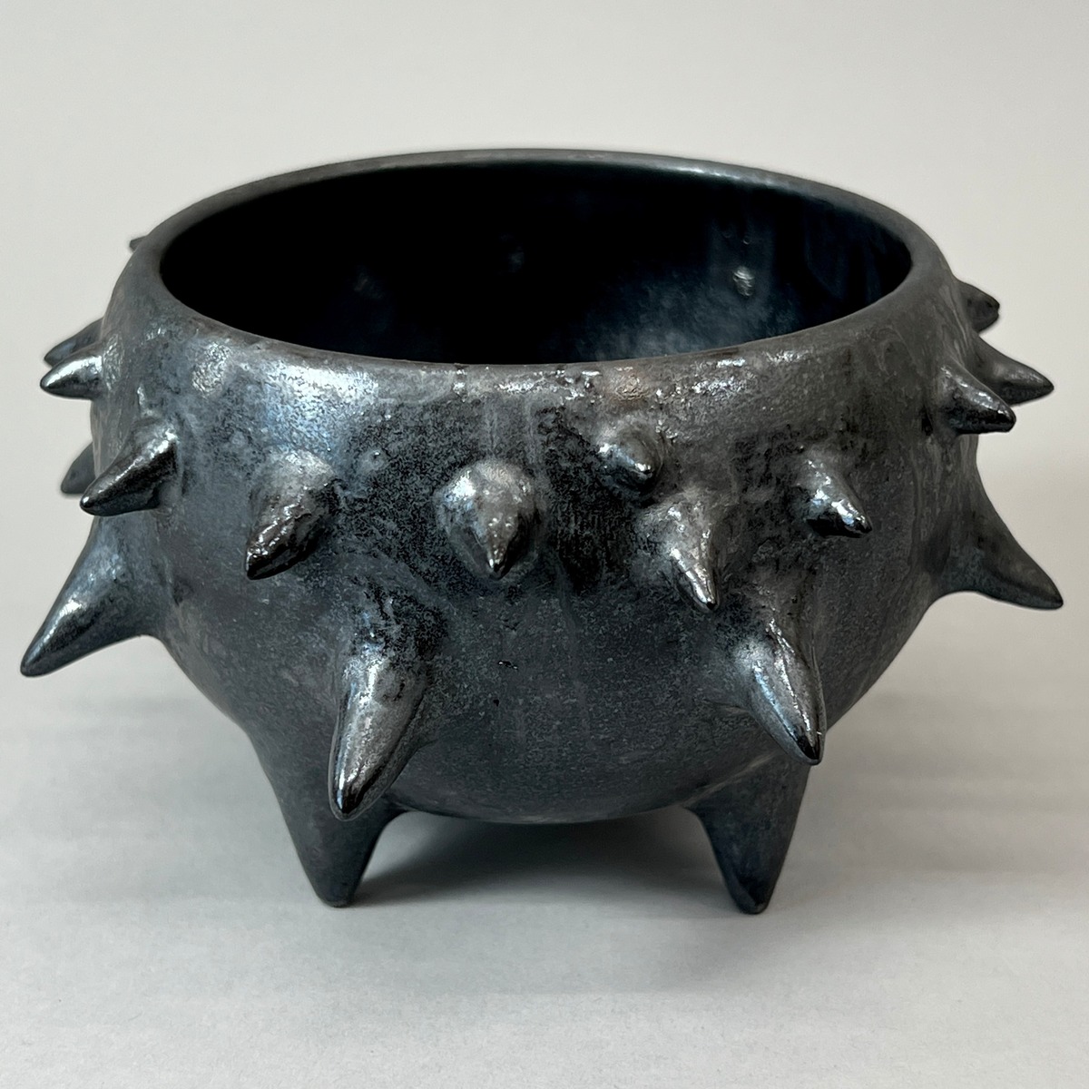 CHIKU-CHIKU Kuroibushi チクチク黒いぶし01 | Yuki Matsuoka