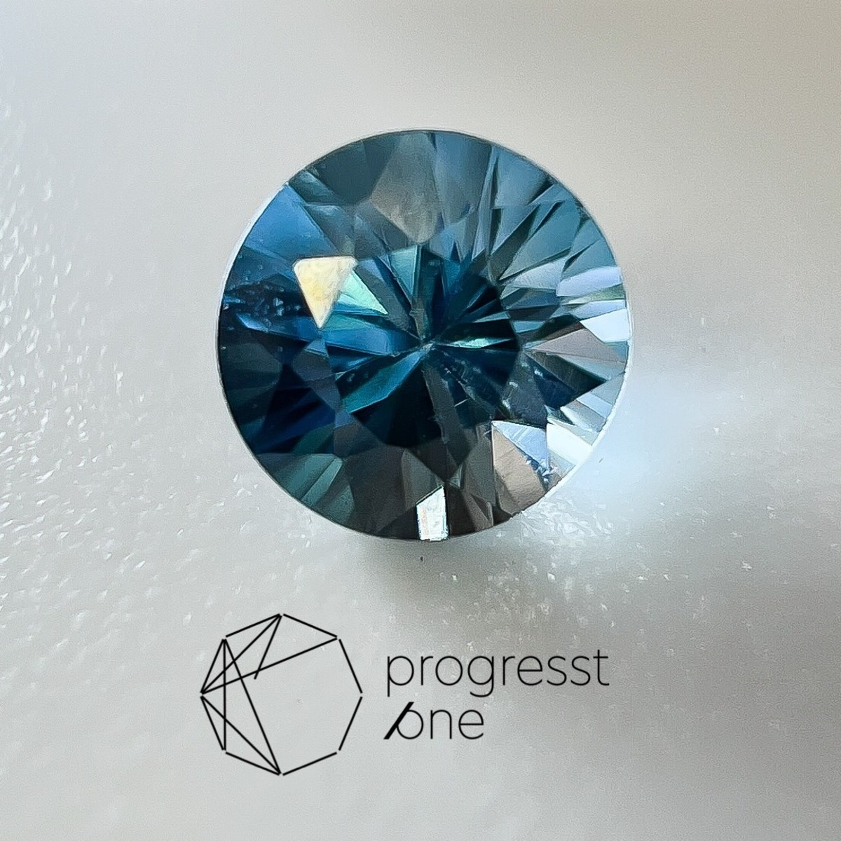 ブルージルコン0.46ct | progresstone