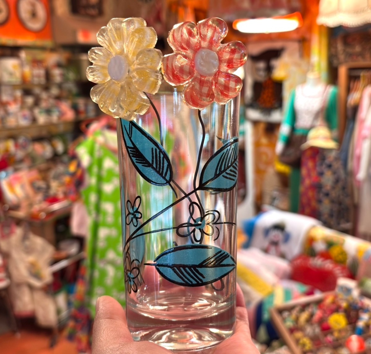 Vintage light blue flower pattern glass | KusuKusuDaisy