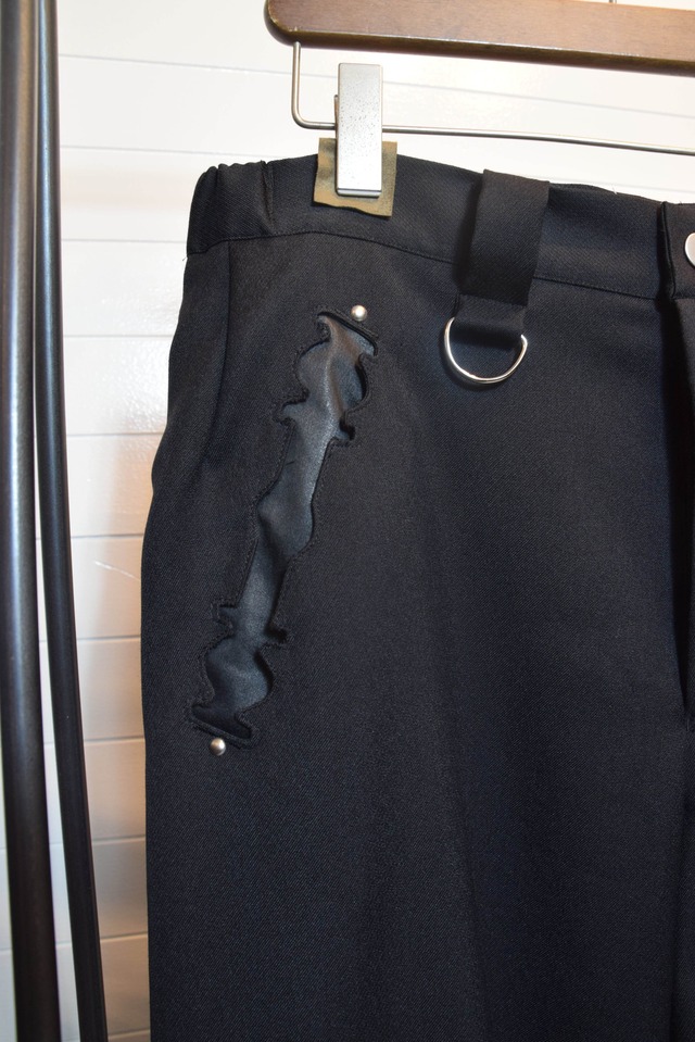 Razor blade pants | YOOWN