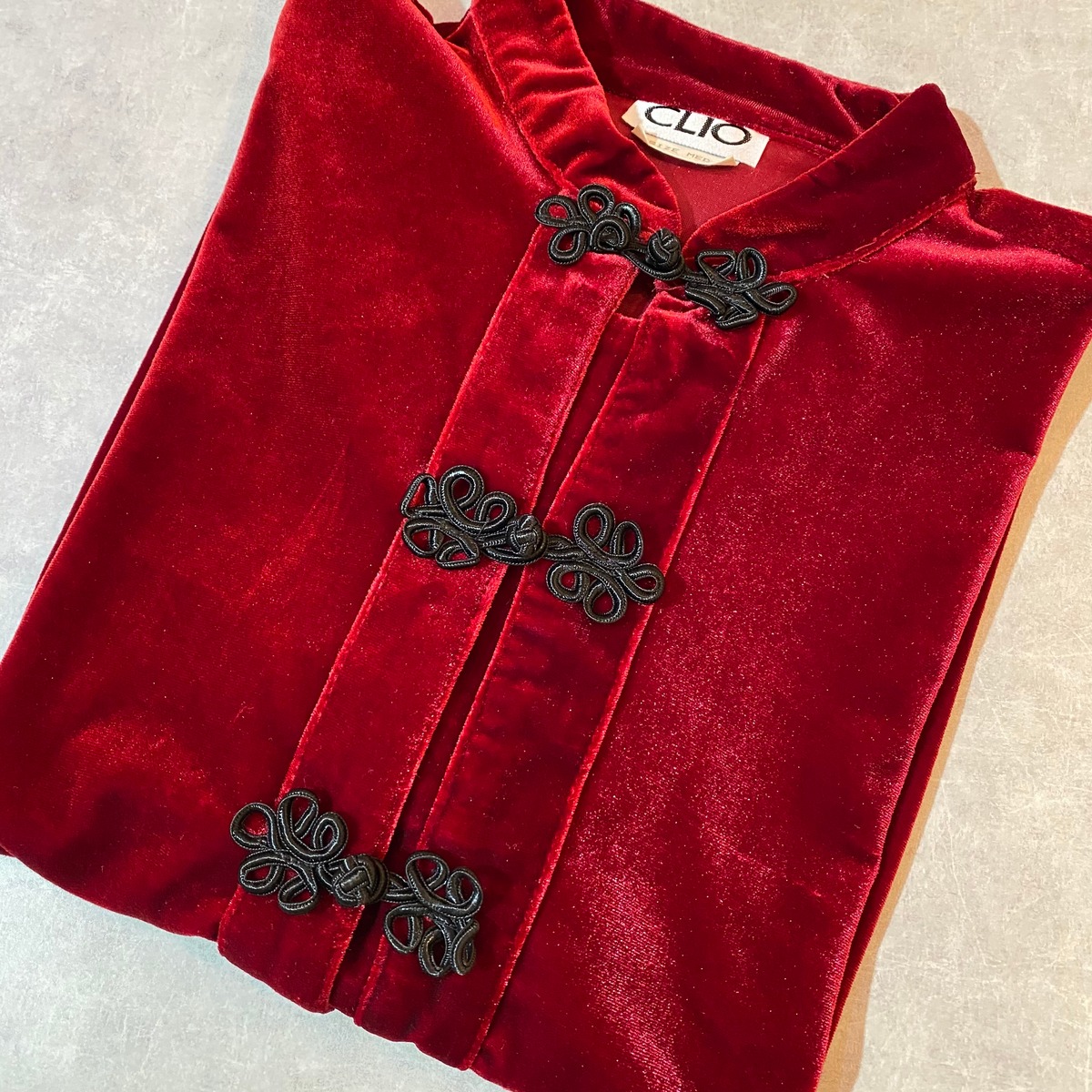 Vintage China Velvet Tops | MINgle