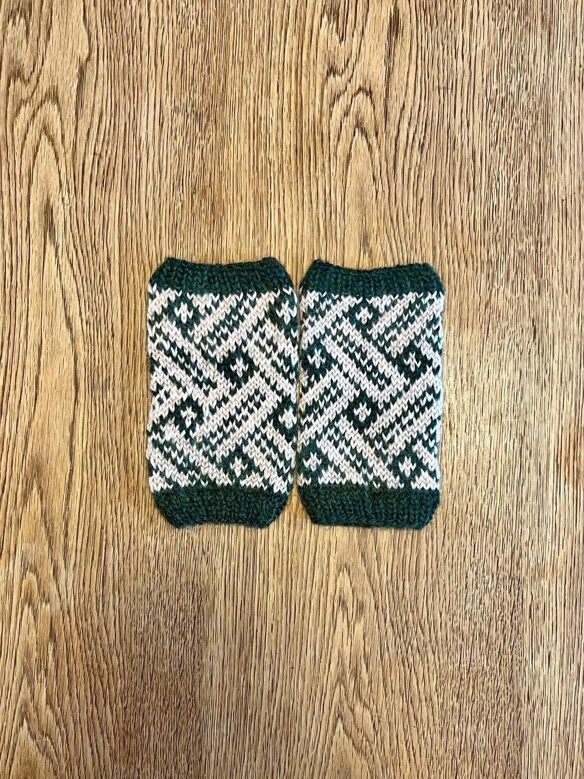 草原のリストウォーマー | happa.ito