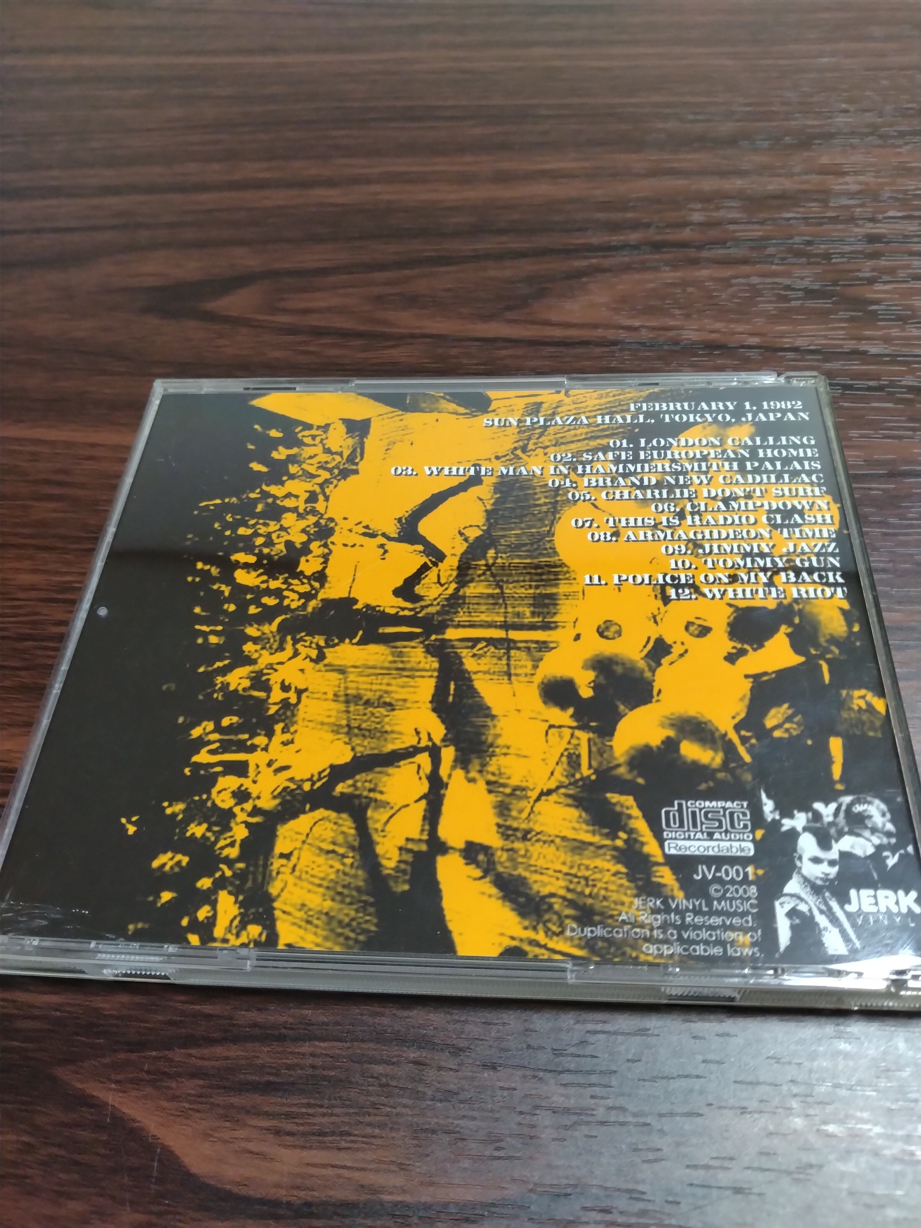 THE CLASH/YELLOW RIOT TOKYO 1982 TV MIX | RECORD SHOP CONQUEST/レコードショップ ...